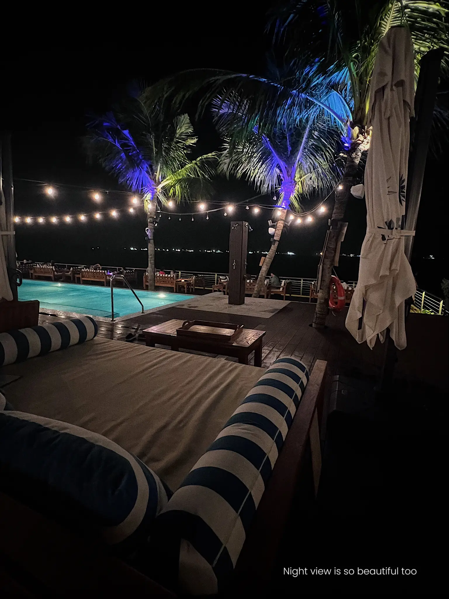 One of the Prettiest Places: Stella Seaside Lounge | Gallery posted by ...