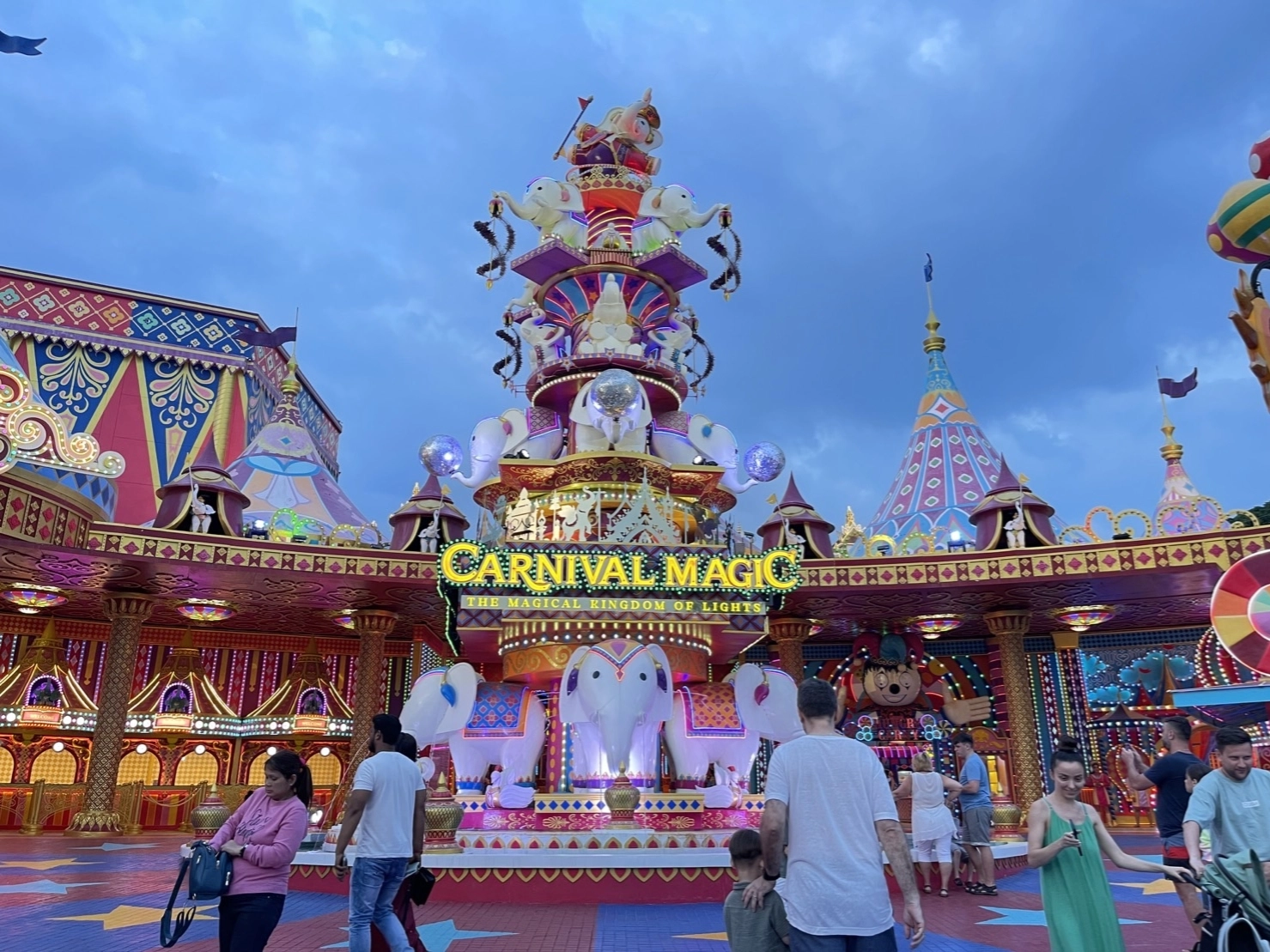 Magic Kingdom parades - การค้นหาใน Lemon8 Magic Kingdom parades - การค้นหาใน Lemon8