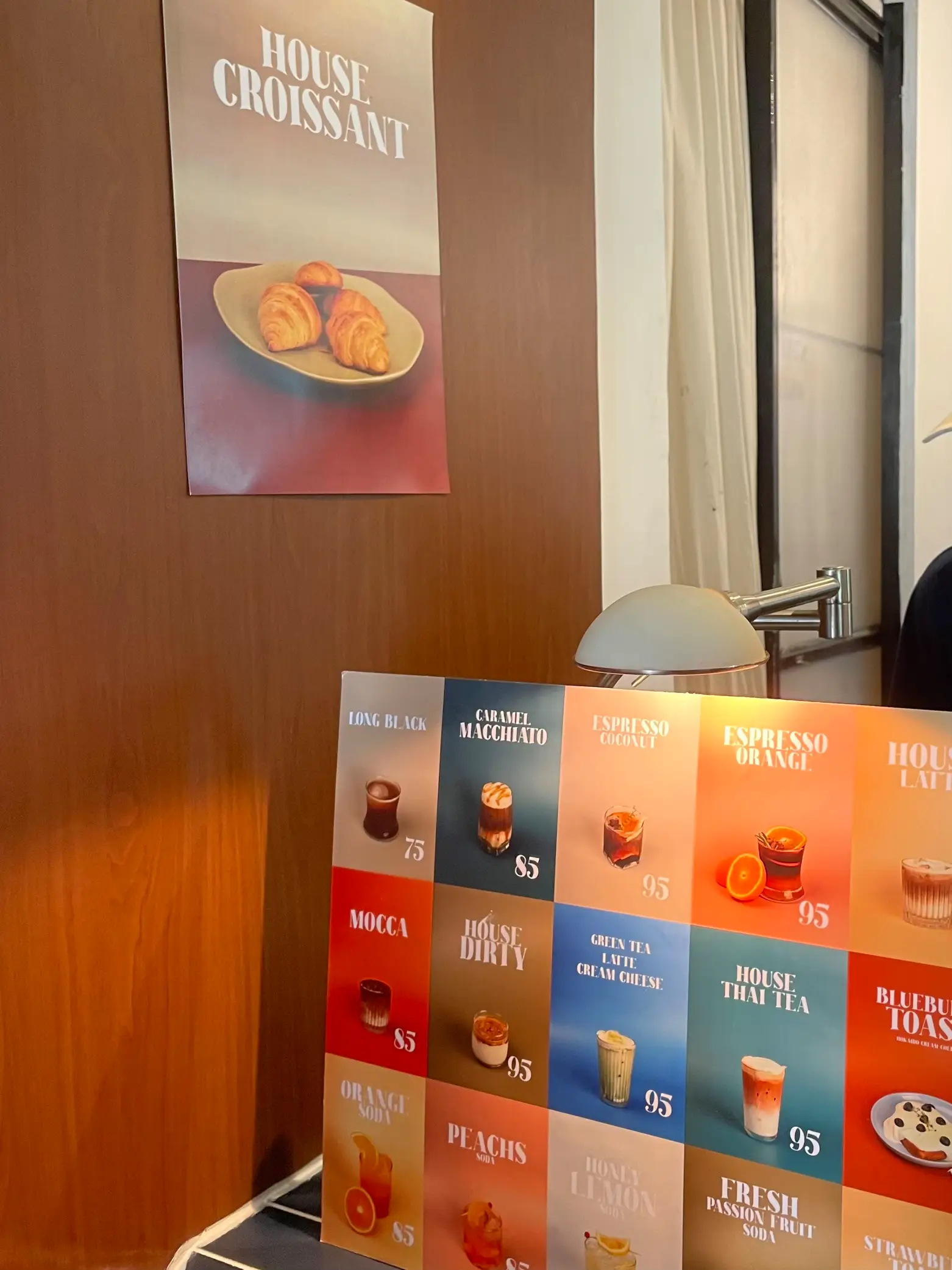 Elttil Cafe คาเฟ่ลับ(ที่ไม่ลับ)ย่านเอแบคบางนา 🖼️ | แกลเลอรีที่โพสต์โดย panda ᙏ̤̫ | Lemon8