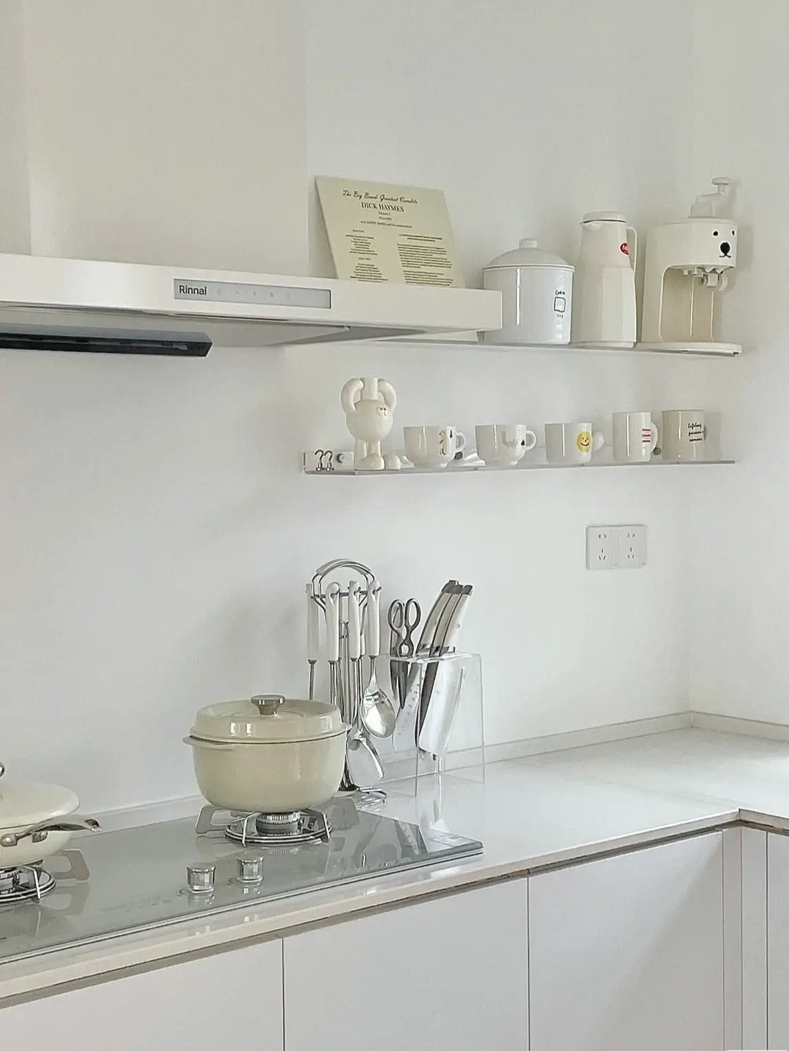 The minimalist kitchen design | Galeri disiarkan oleh Aesthetic life | Lemon8