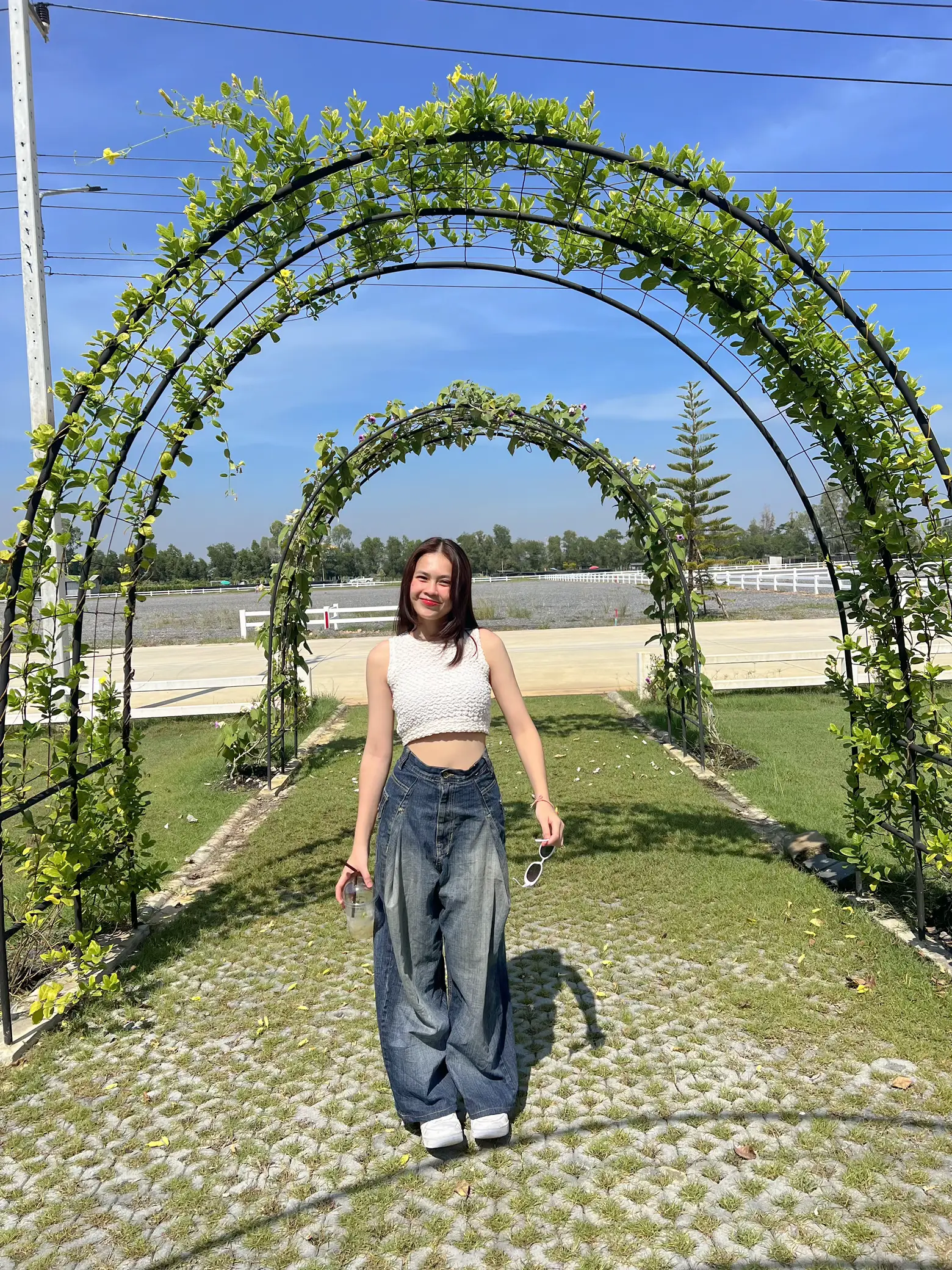 OOTD | กางเกงยีนส์ขากระบอก สำหรับสาวไซร์ 158 cm 💐👀💖 | แกลเลอรีที่โพสต์โดย 𝘼𝙤𝙢𝙨𝙬𝙝𝙭 | Lemon8