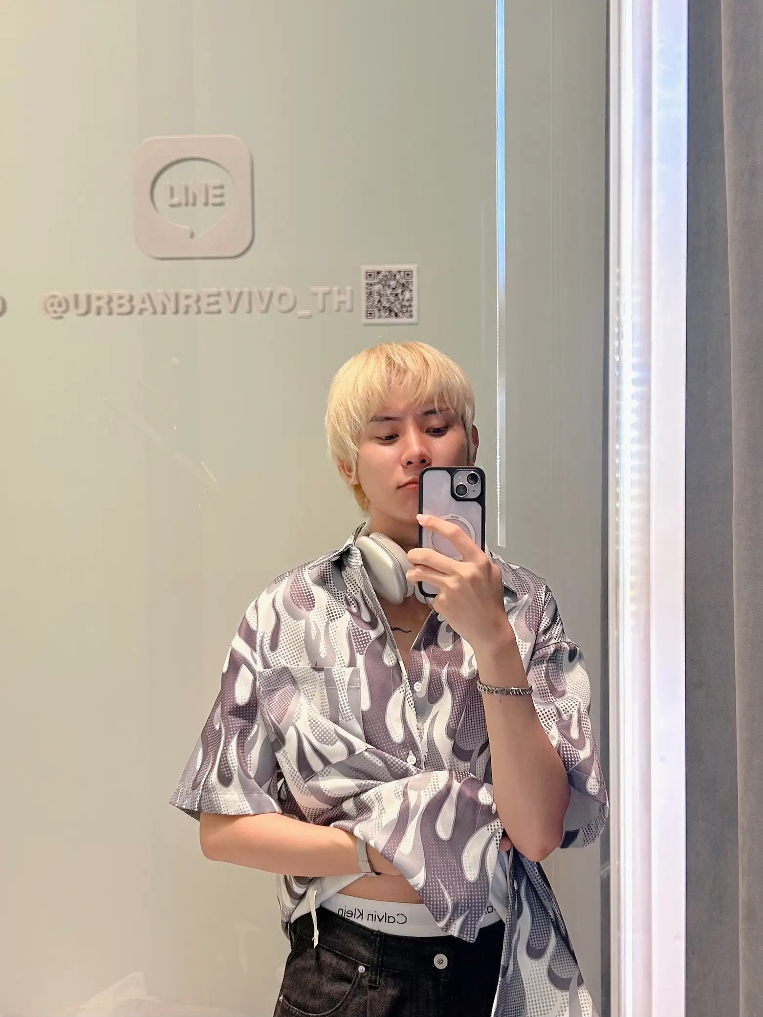 พูดถึง OOTD ช่วง Summer มันก็น้องเชิตฮาวายปะ !! | แกลเลอรีที่โพสต์โดย ptp.ev | Lemon8