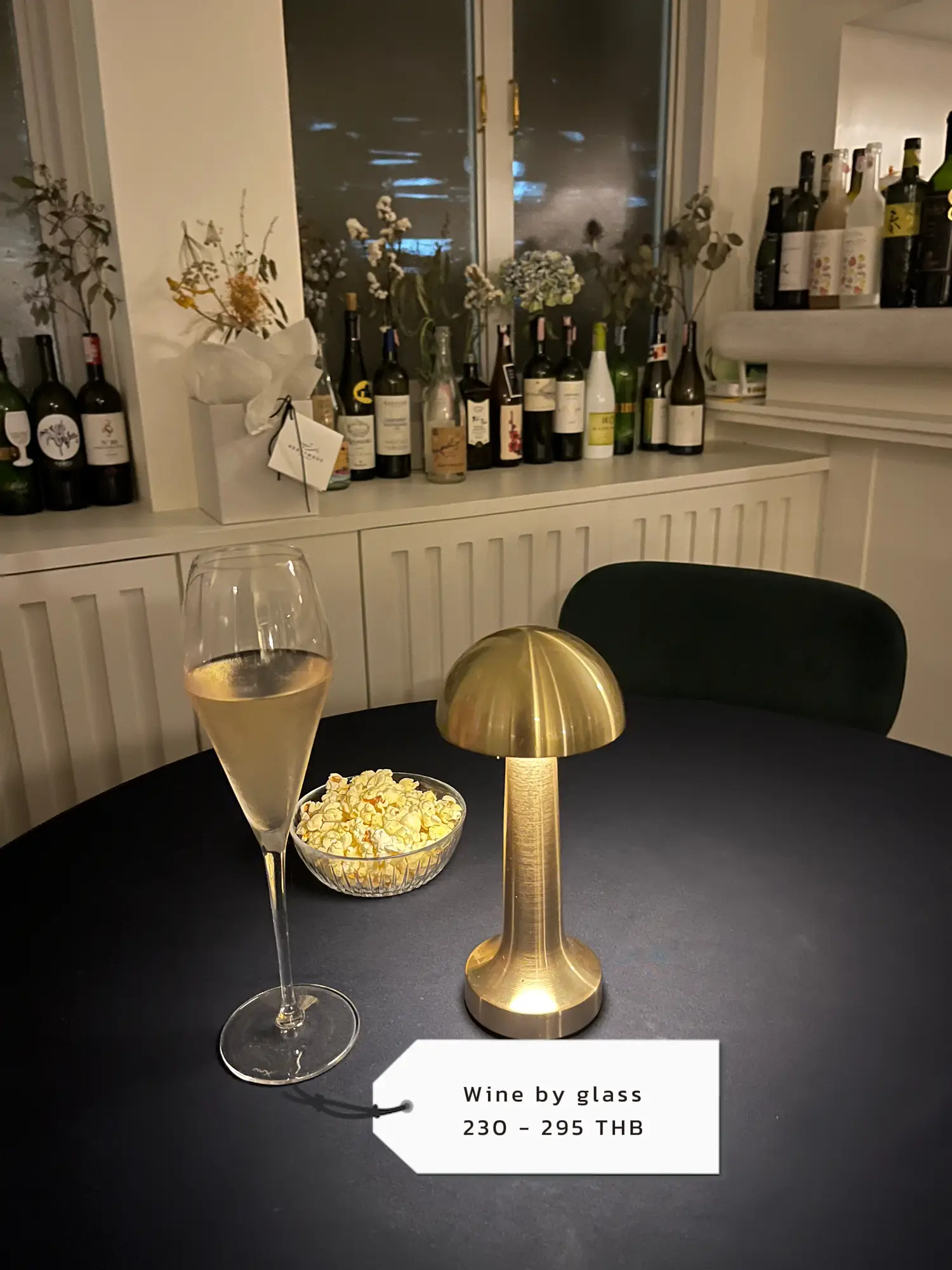 Wine night at w8 space | แกลเลอรีที่โพสต์โดย Mew | Lemon8