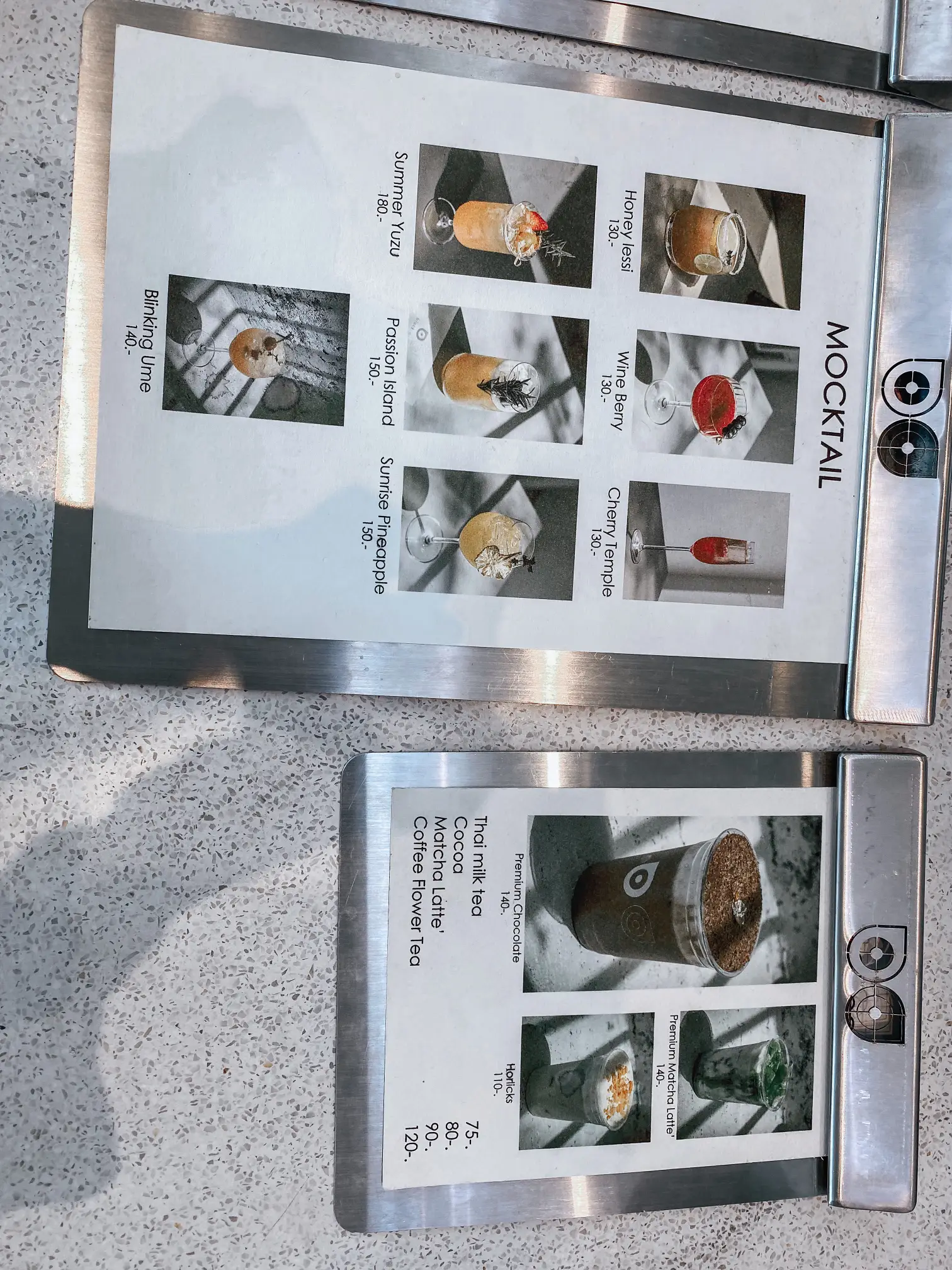 𝔹𝕝𝕒𝕔𝕜 𝕒𝕟𝕕 𝕞𝕚𝕝𝕜 🥛 | แกลเลอรีที่โพสต์โดย Satapron | Lemon8