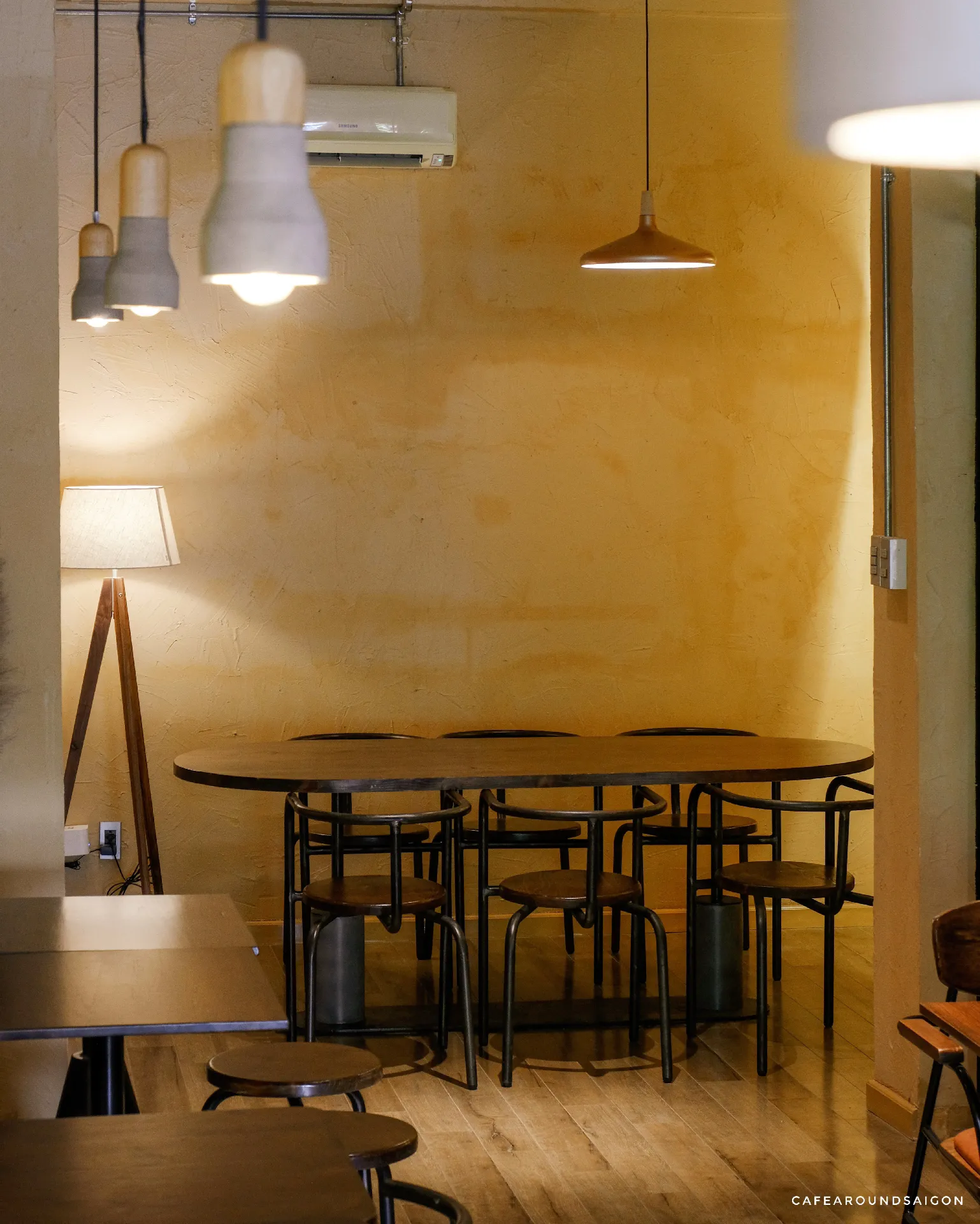 ☕ Allure Coffee - Chiếc quán mang chất Rustic ☕ | Bộ sưu tập do Cafe ...