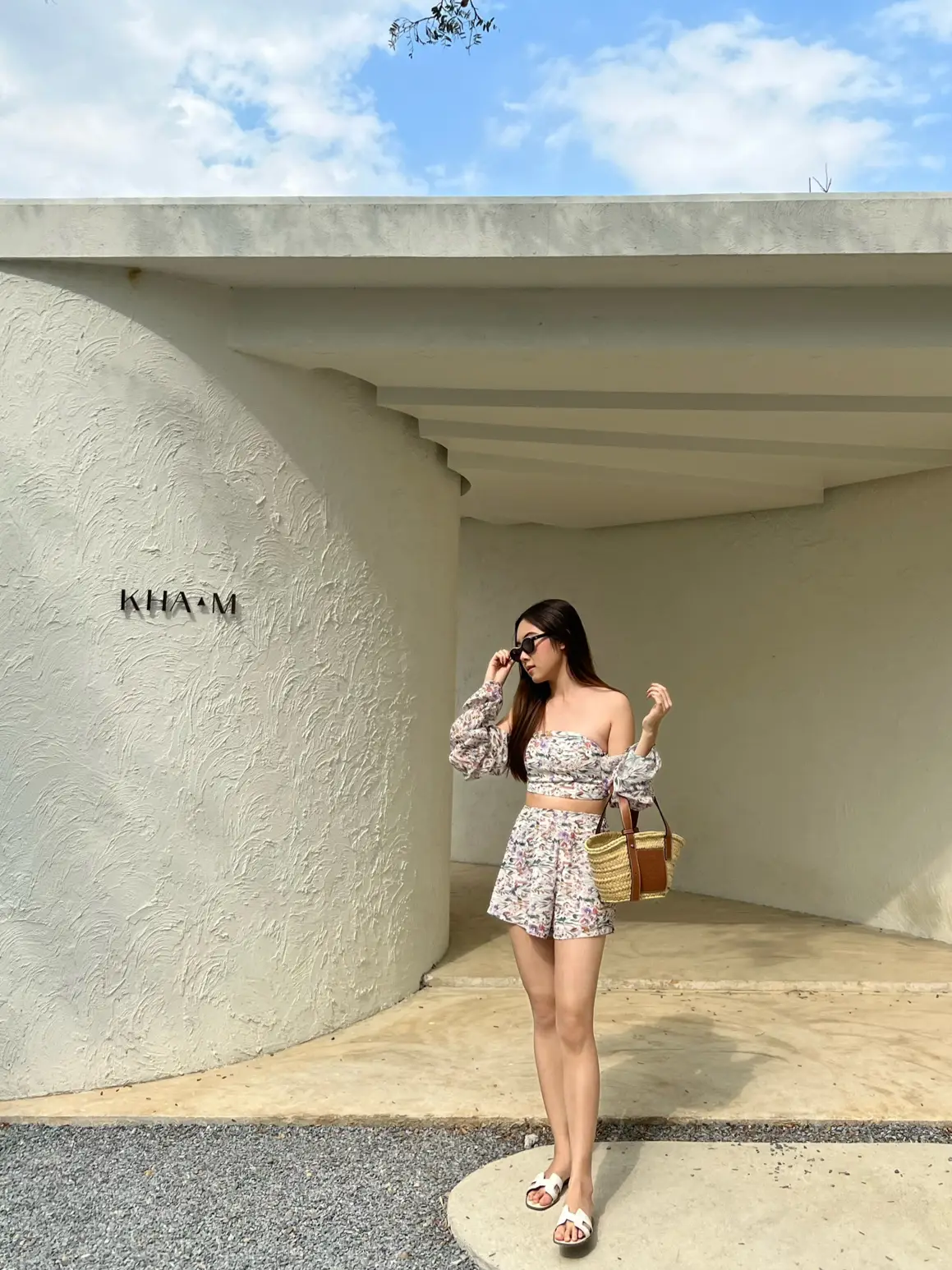 เปิดกรุรองเท้าเเตะHERMES 2สี🤍🤎 | แกลเลอรีที่โพสต์โดย ting (ถิง) 🌈💕 | Lemon8