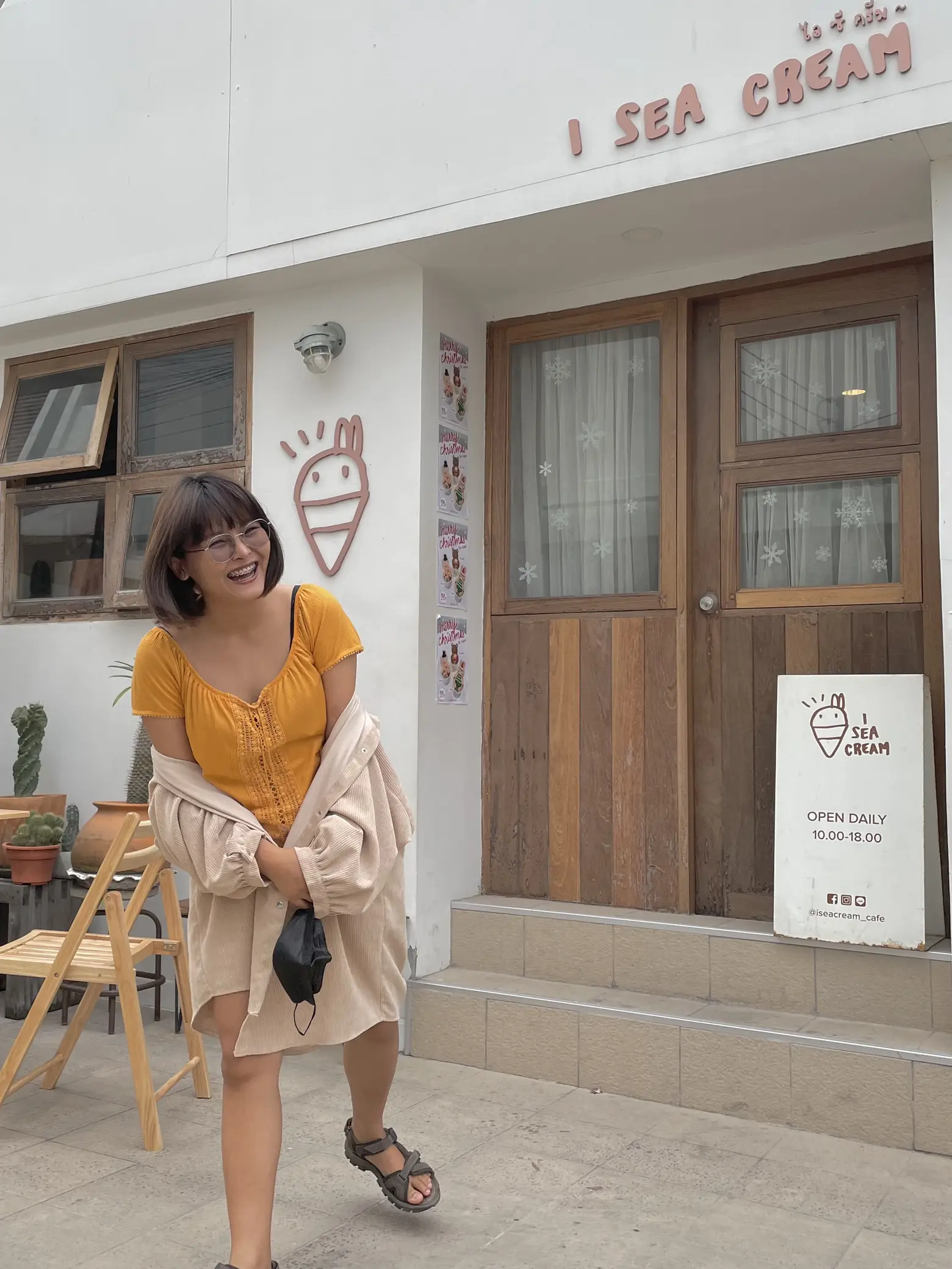 ร้านไอติมสุดน่ารัก บางแสน | แกลเลอรีที่โพสต์โดย Cotton.samlee | Lemon8