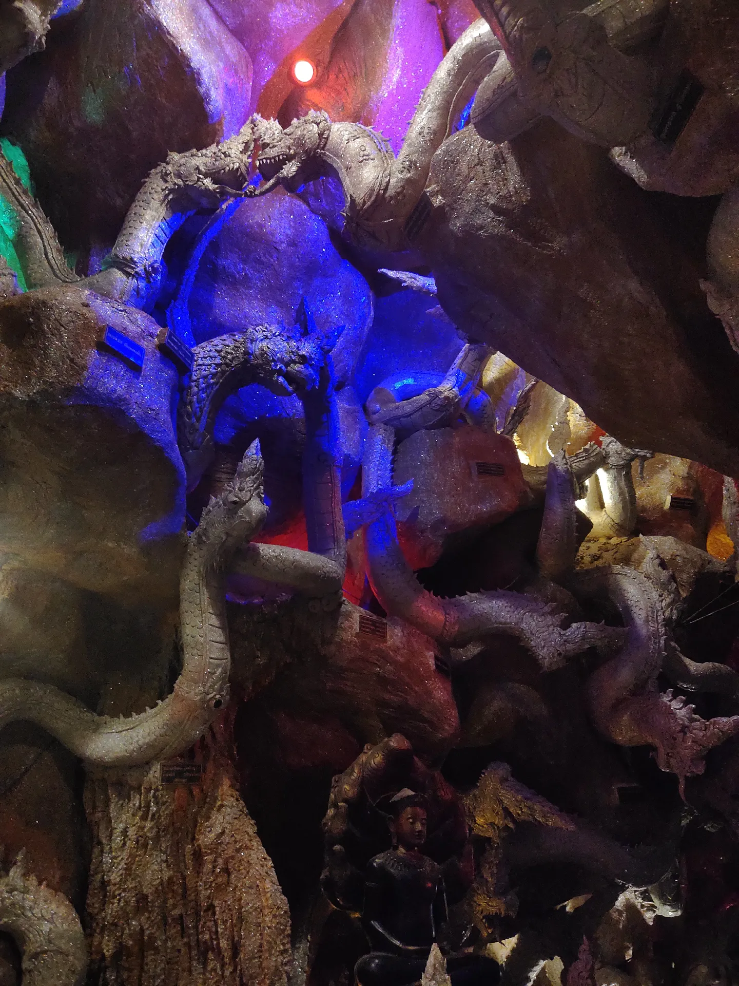 🌌ถ้ำพญานาคใกล้กรุงเทพฯ🎑 | แกลเลอรีที่โพสต์โดย aim さん | Lemon8