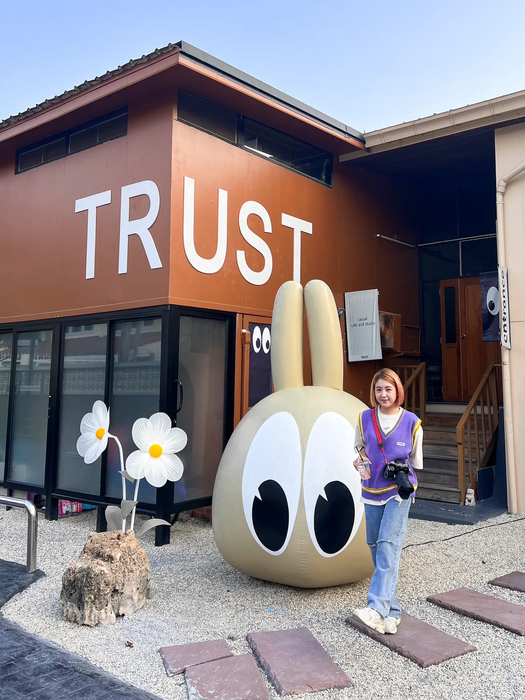 ไปทำคอนเท้น💫Trust Cafe and Studio🐰 อารีย์ | แกลเลอรีที่โพสต์โดย ♡♡♡♡♡ ...