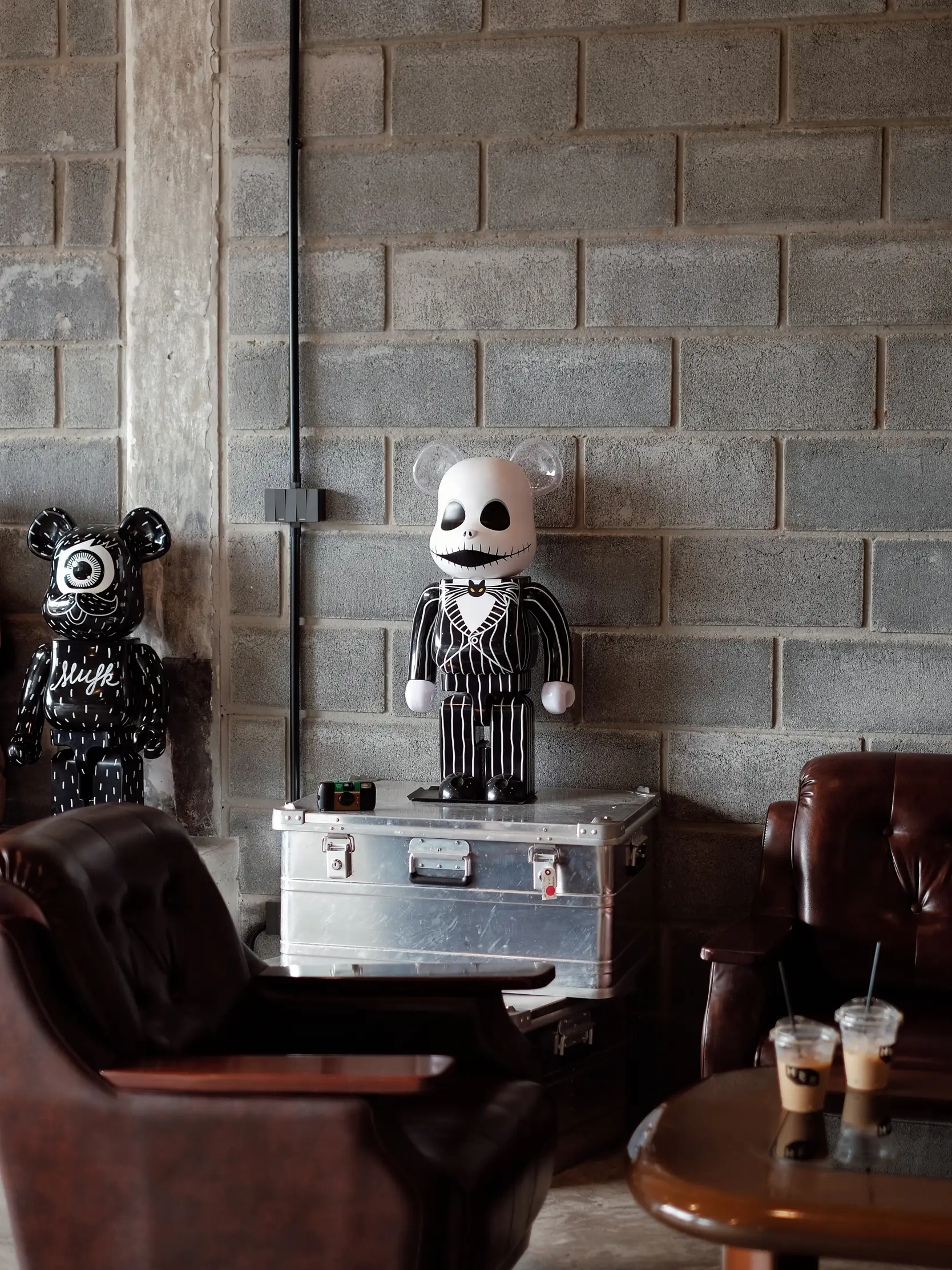 HER STUDIO คาเฟ่ริมบึงพลาญชัย จ.ร้อยเอ็ด | แกลเลอรีที่โพสต์โดย Naree.nr | Lemon8