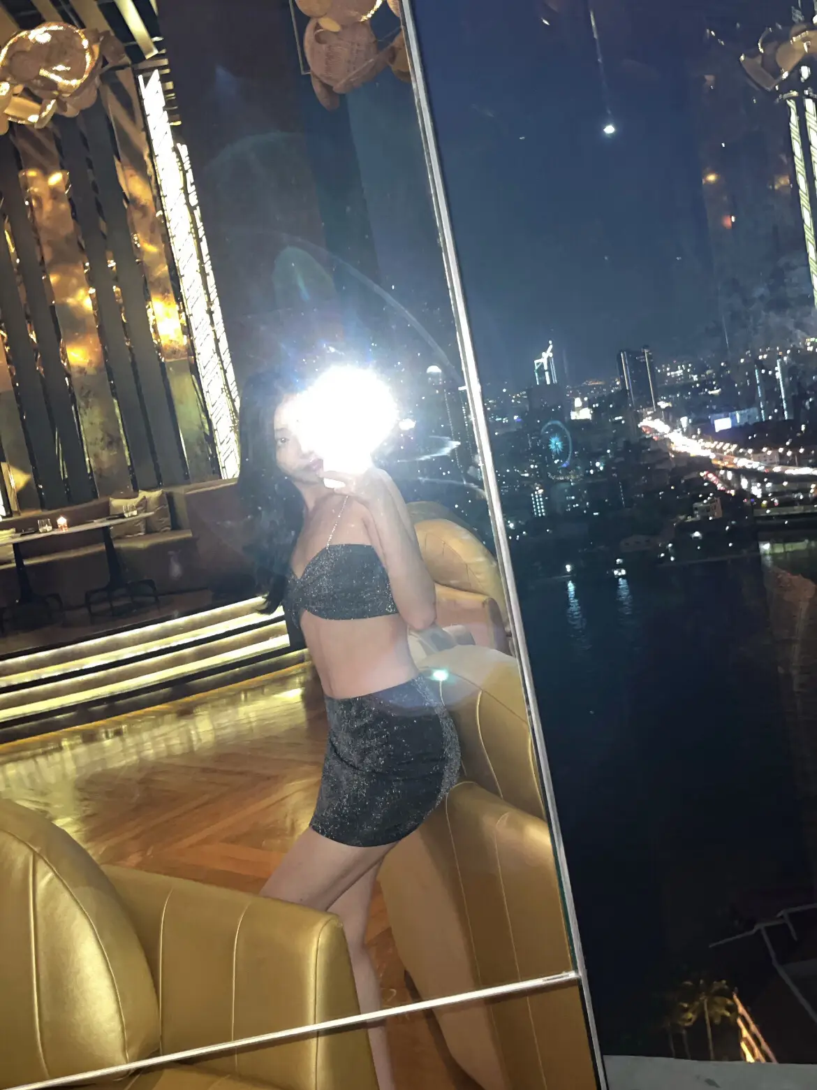 SEEN | Rooftop สุดลักชู ริมแม่น้ำเจ้าพระยา 🌊 | แกลเลอรีที่โพสต์โดย Hammie Yoon | Lemon8