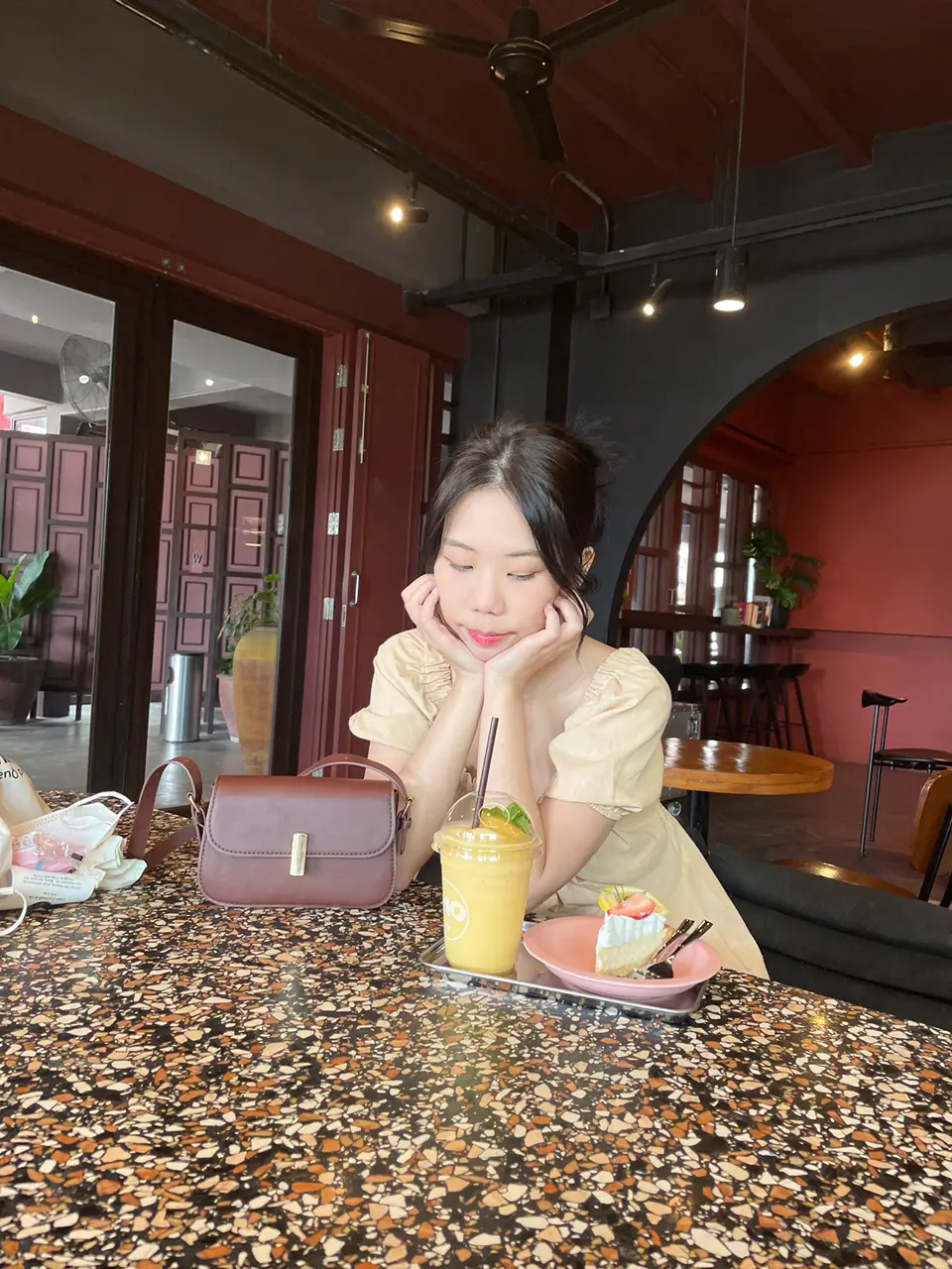 N10 Cafe 🛳 | แกลเลอรีที่โพสต์โดย Seoha | Lemon8