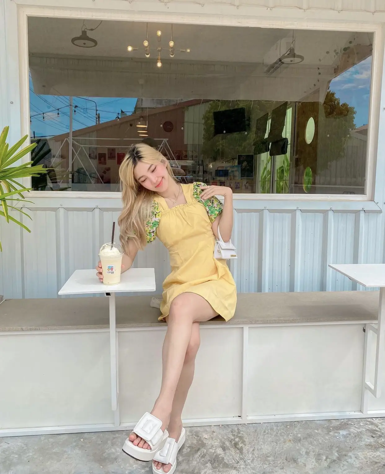 พิกัดรองเท้าส้นตึก ที่มีติดตู้ | แกลเลอรีที่โพสต์โดย Ae_chuuu🍅 | Lemon8