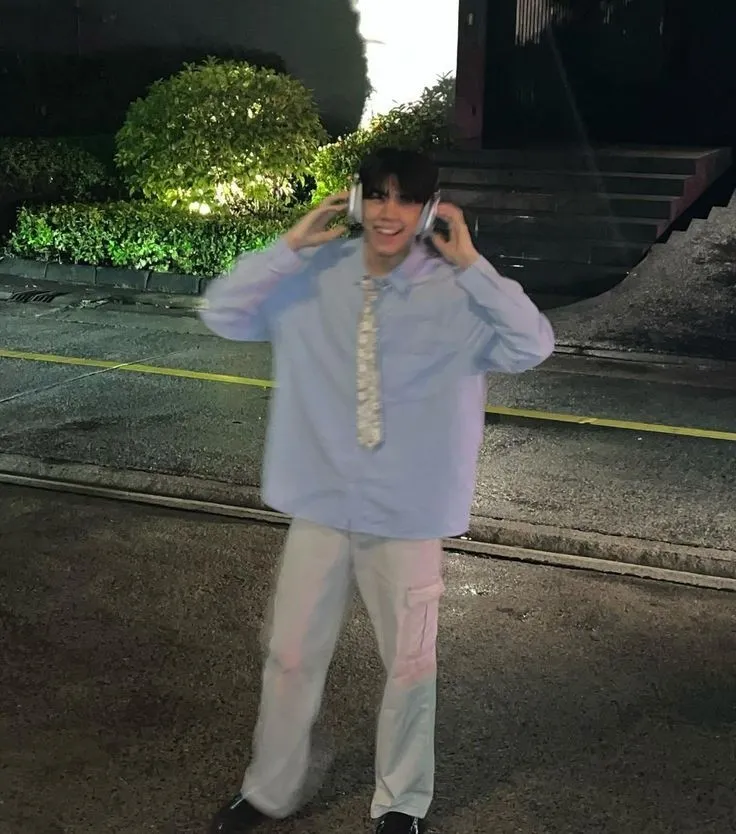 ประวัติ วง proxie t-pop 🧡🩷🩵 ️ | แกลเลอรีที่โพสต์โดย ashton_ws | Lemon8