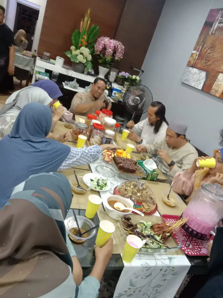 Menu Makan2 Santai Hari Raya | Galeri disiarkan oleh YattDaim | Lemon8