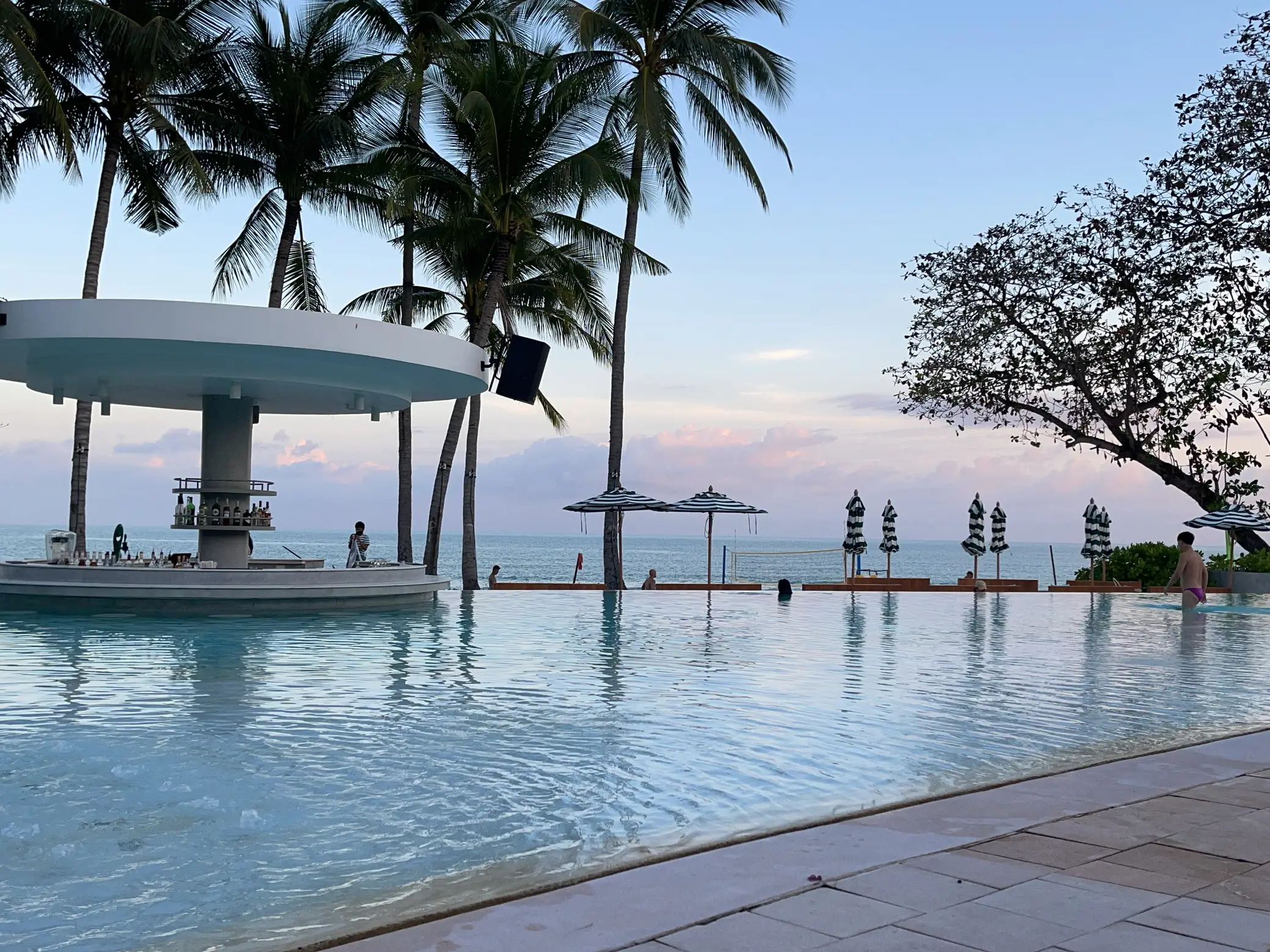 SEEN BEACH CLUB at SAMUI 🏖💛 บีชคลับสุดปังบนเกาะสมุย | แกลเลอรีที่โพสต์ ...