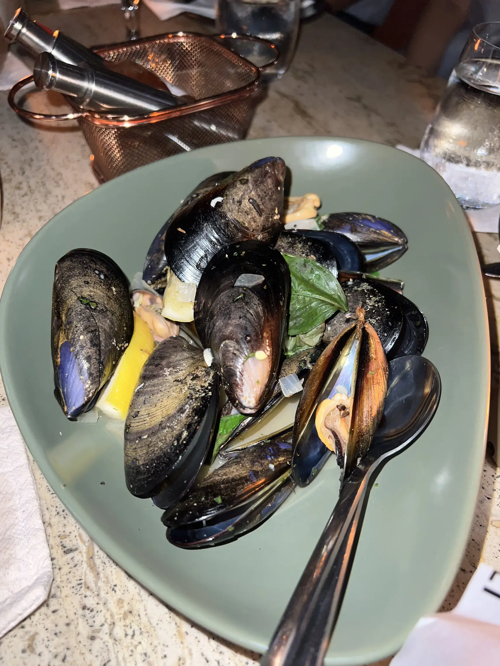 รีวิวร้าน Salt Ari 🗺 ชื่อสถาน | แกลเลอรีที่โพสต์โดย ' 𝗆 𝖾 𝗐 ̈ | Lemon8