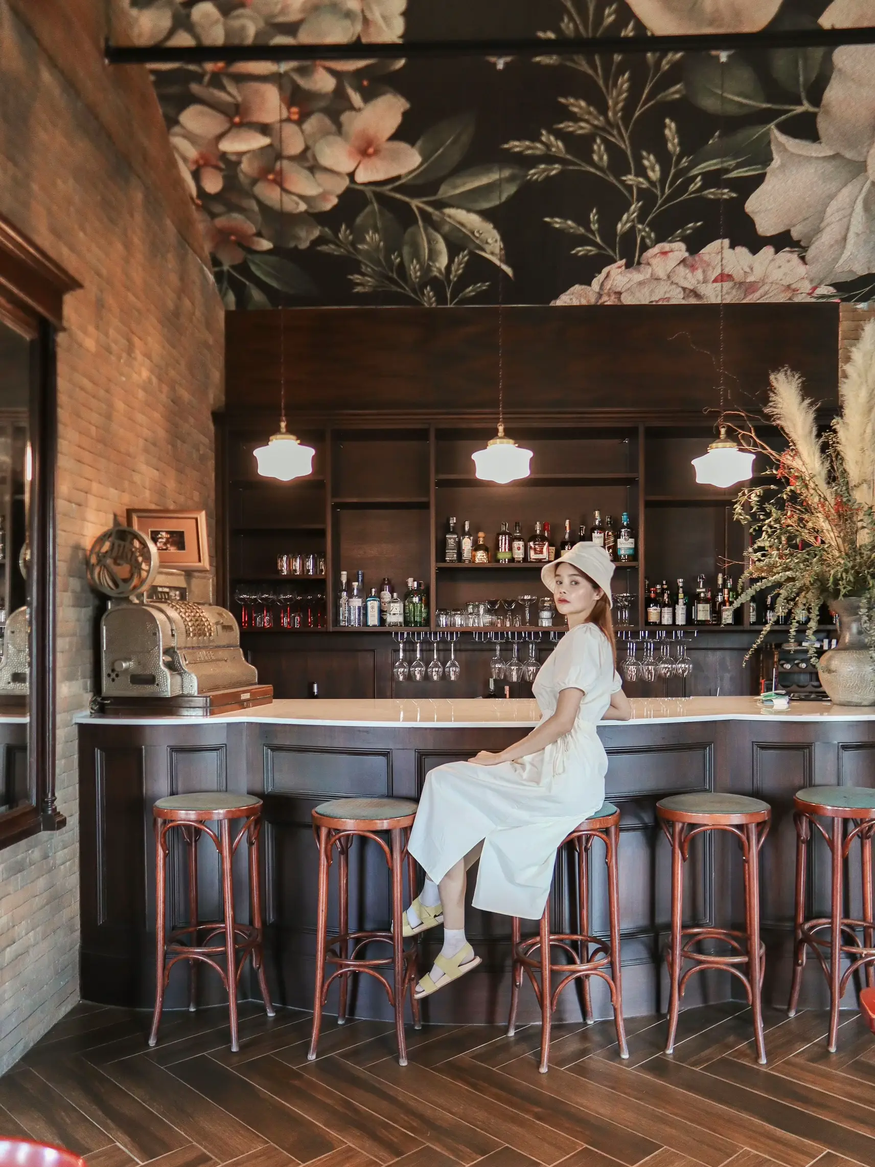 Hannah • Hahn) | Gallery posted by May’s Journey | Lemon8