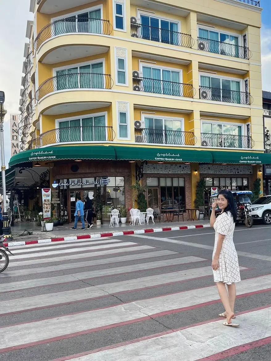 เดินชิลถนนคนเดิน นครพนม | แกลเลอรีที่โพสต์โดย ชญา Chayanan | Lemon8