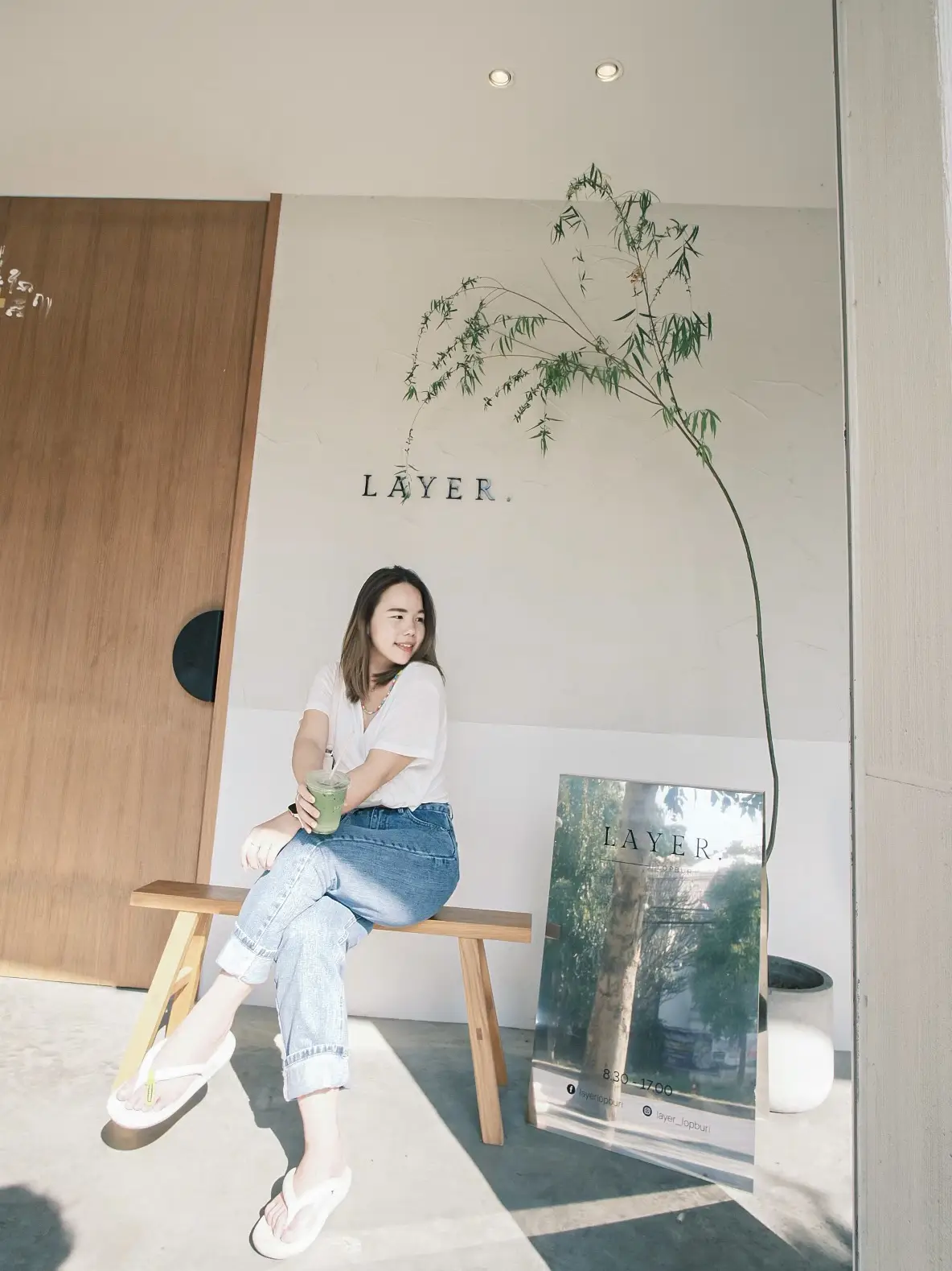 Layer Lopburi ☕️ Cafe chic chic ของเมืองลิง 🐒 | แกลเลอรีที่โพสต์โดย nrd.kn | Lemon8