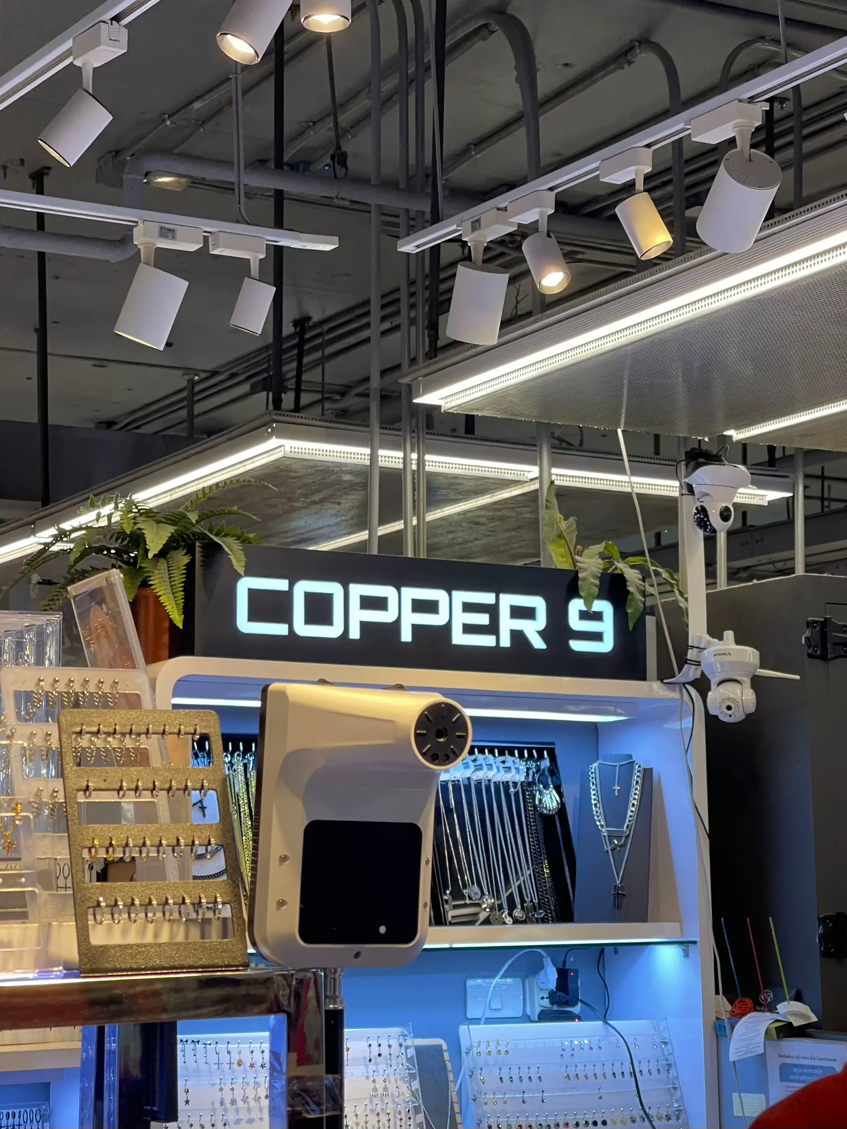 copper 9 | ร้านเจาะหูในดวงใจ 👂🏼 | แกลเลอรีที่โพสต์โดย g | Lemon8