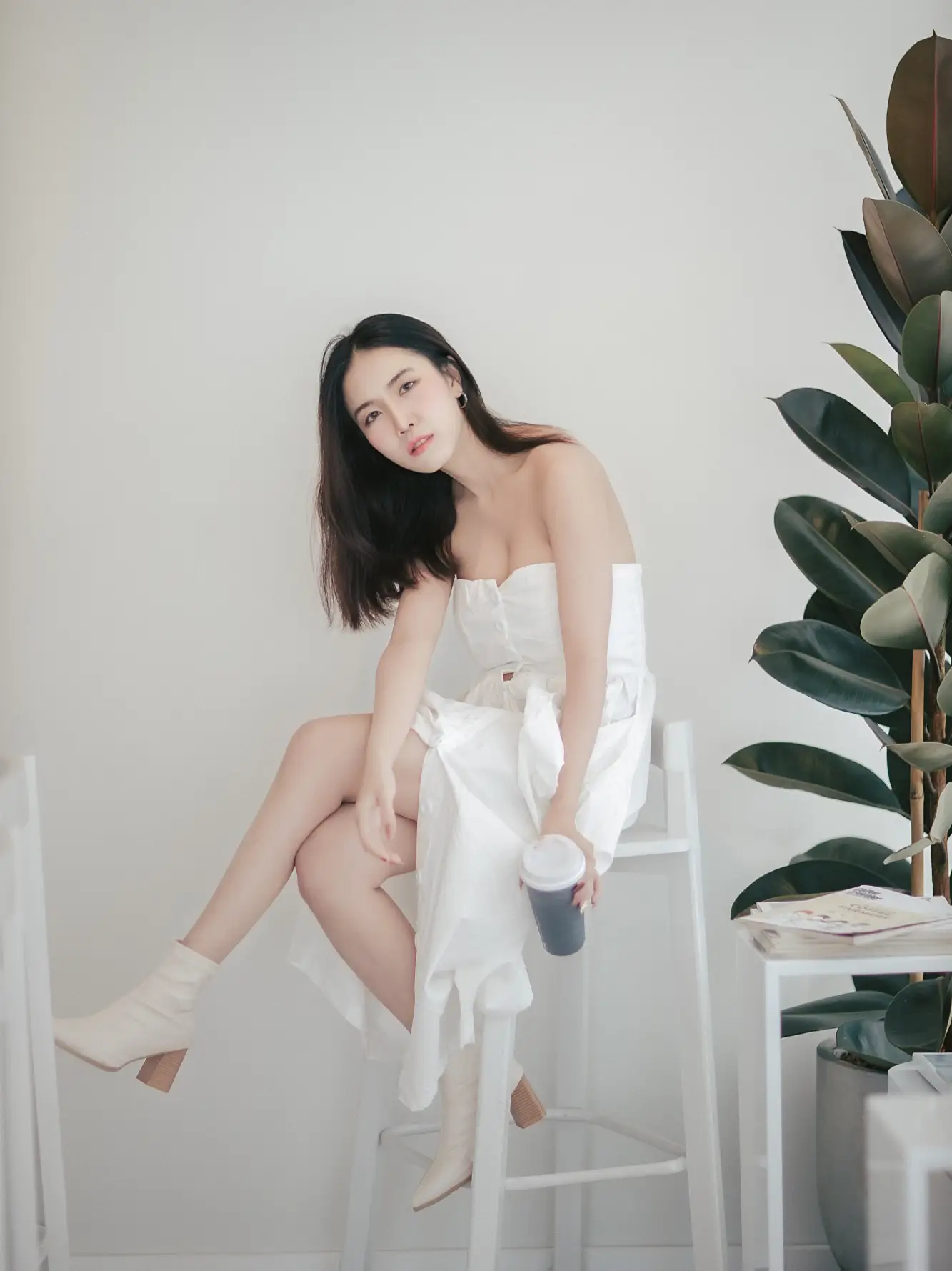 คาเฟ่ขาวๆ ขาวไปโม้ดดดด | แกลเลอรีที่โพสต์โดย 𝗡𝗮𝘁𝗲𝗲 𝑖𝑠 𝙃𝙖𝙥𝙥𝙮🌻 | Lemon8