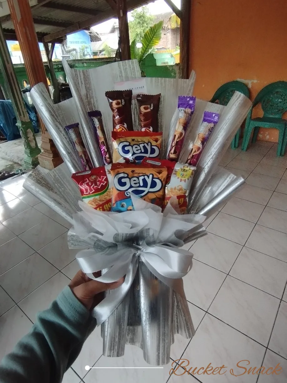 Bucket Snack Minimalis | Galeri diposting oleh Santi Mitasari | Lemon8