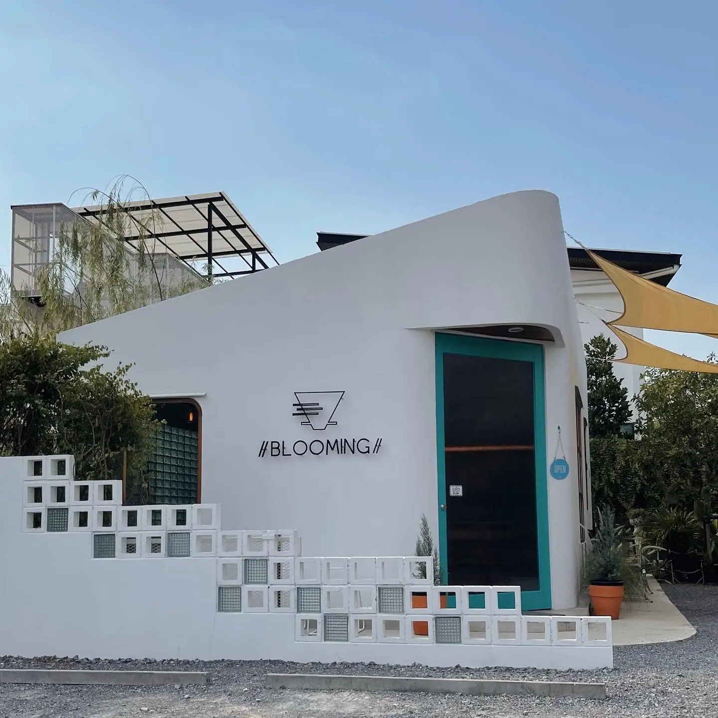 Blooming Cafe🦋 คาเฟ่เปิดใหม่ย่านสวนผักตลิ่งชัน มู้ดดีมากกกกก | แกลเลอรีที่โพสต์โดย Doubletee ...