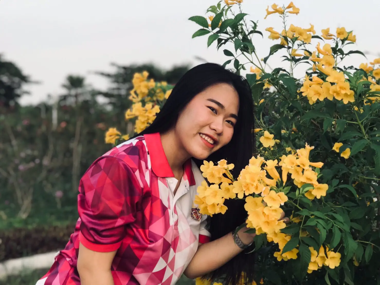 HOW TO ถ่ายรูปกับดอกไม้ เก๋ๆ💐 | แกลเลอรีที่โพสต์โดย Kukkai | Lemon8