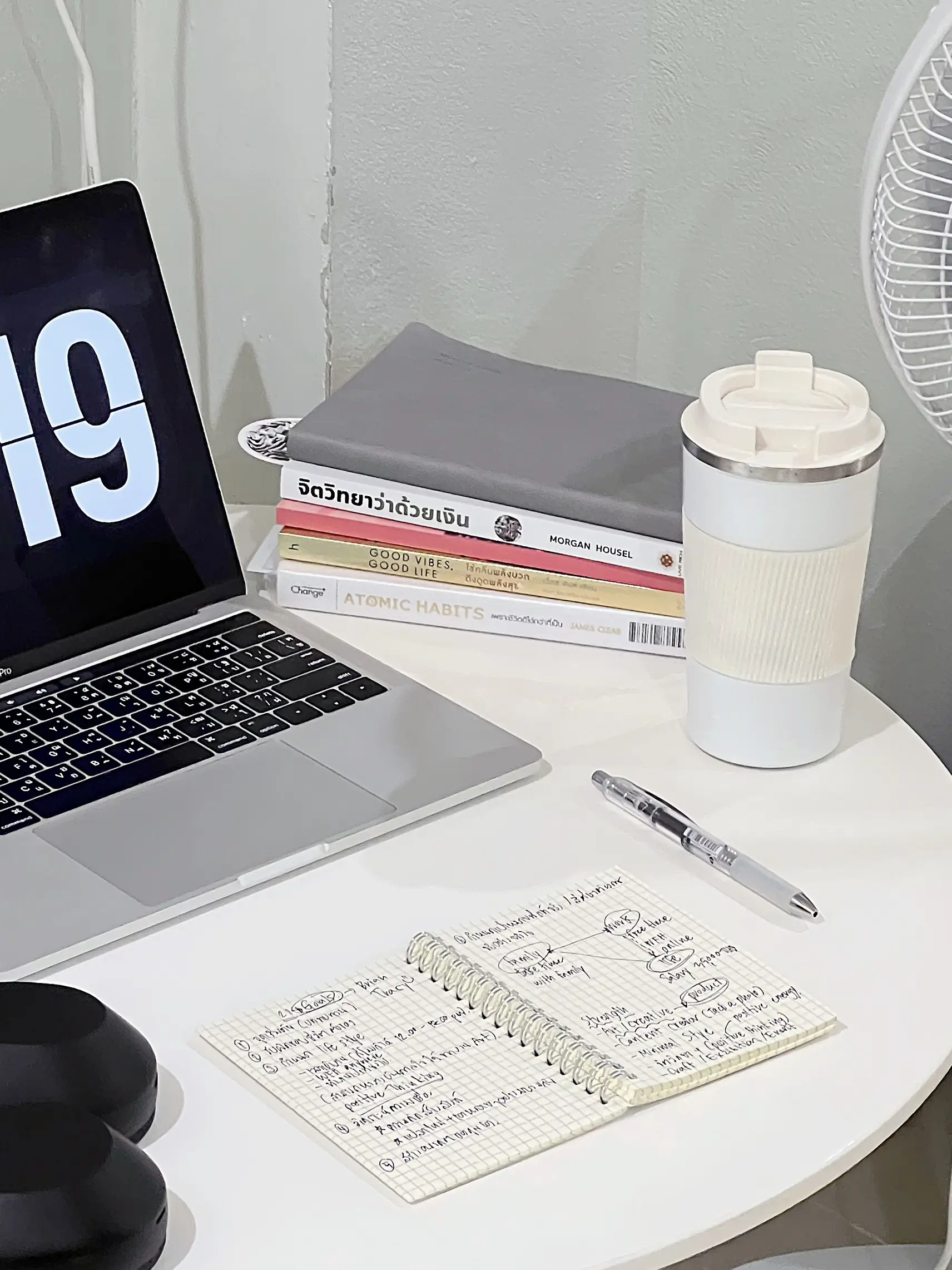 โต๊ะกลมมิมอล แต่มาก Function 🤍🏡 | แกลเลอรีที่โพสต์โดย Tiwa | Lemon8