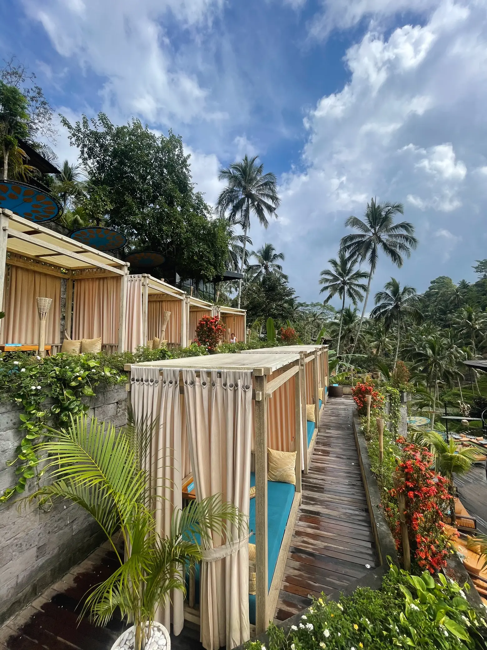 CRETYA UBUD - SỰ SANG CHẢNH LẠ LÙNG Ở UBUD BALI | Bộ sưu tập do Hưng ...