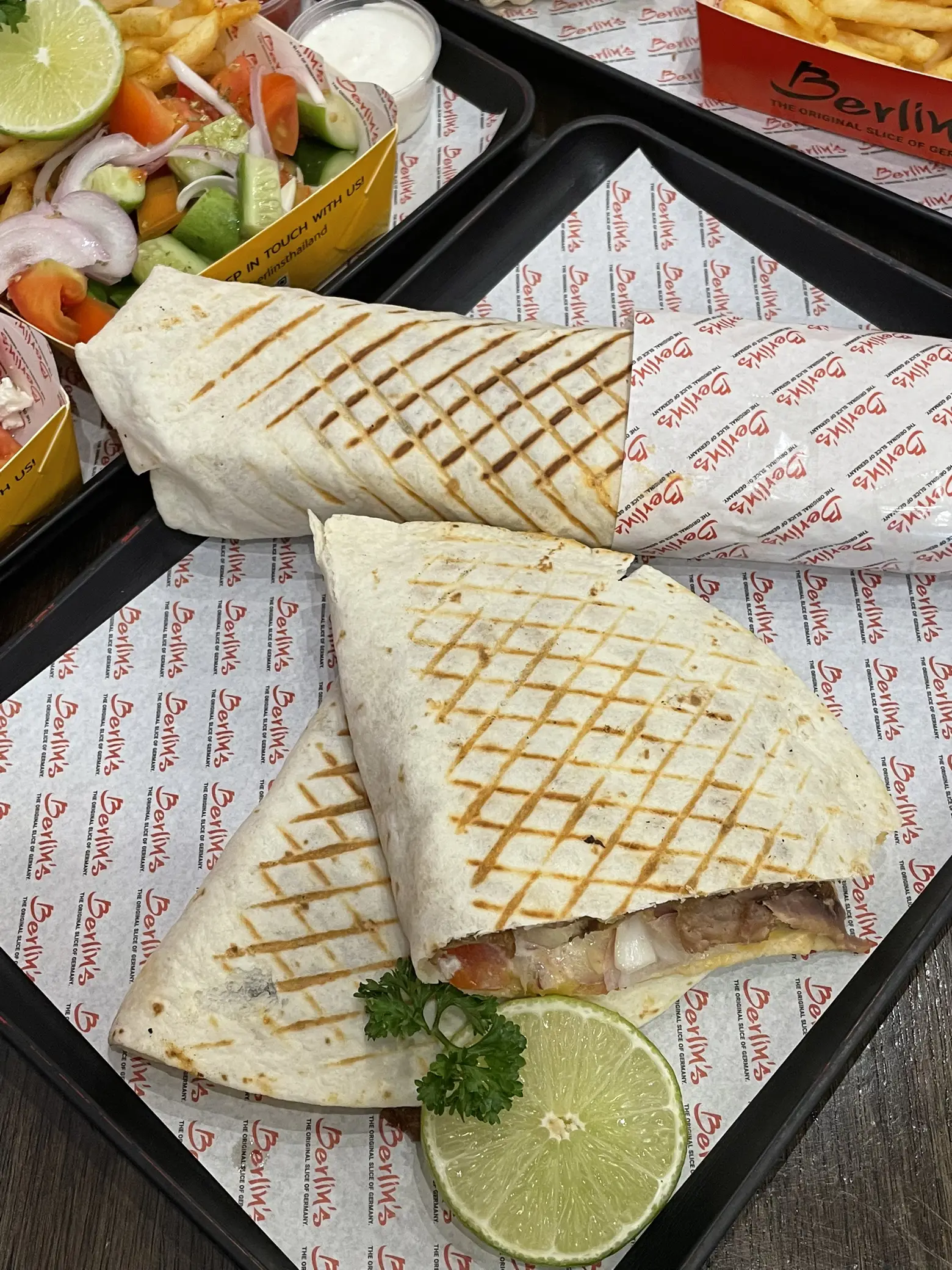 Berlin's Doner Kebab ร้านเคบับที่เราสั่งทานบ่อยมาาาก🌯🥙 | แกลเลอรีที่ ...