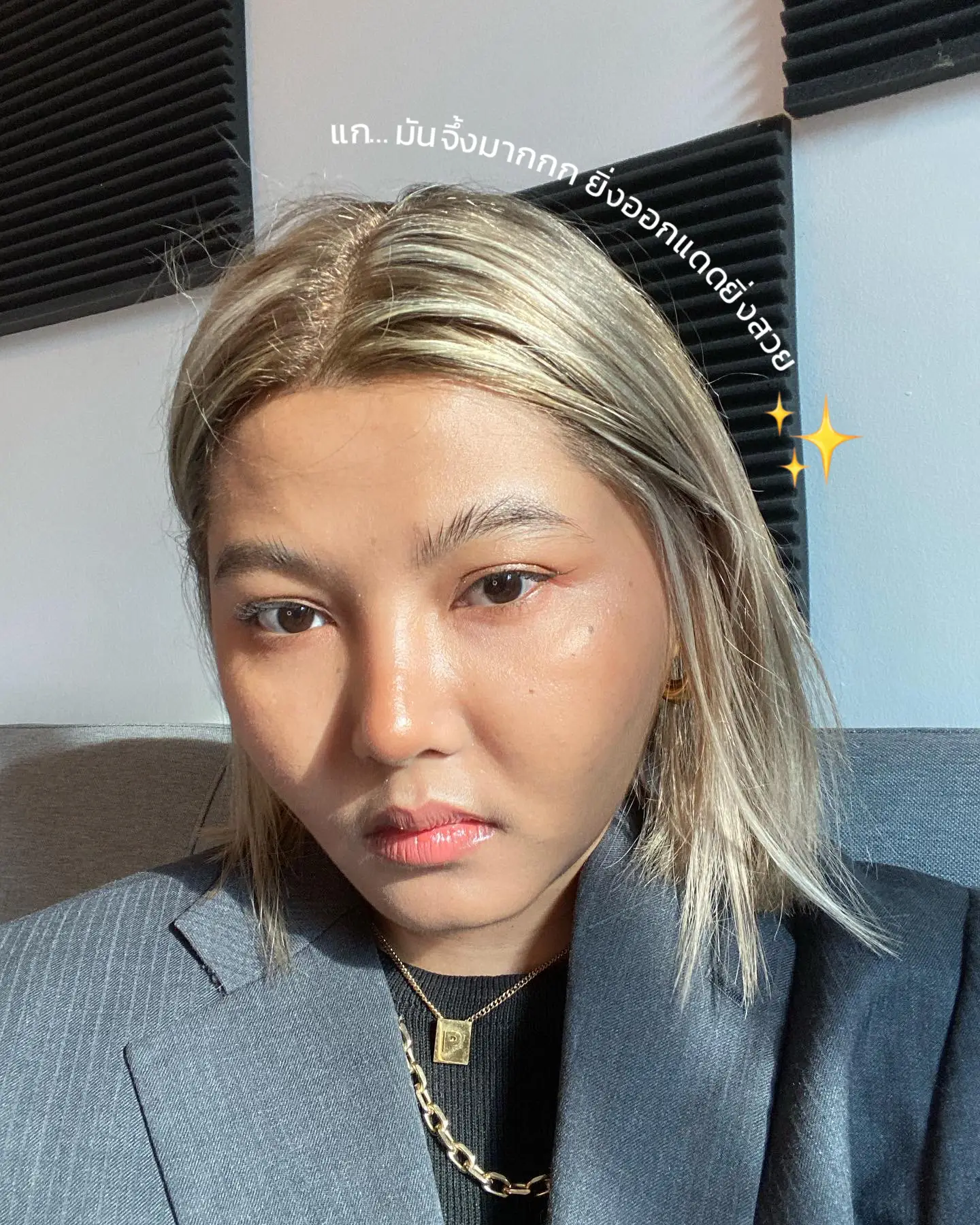 Hair Color + Highlights แค่ 2,500.- นั่งทำนานถึง 5 ชม. | แกลเลอรีที่โพสต์โดย Natt pea | Lemon8