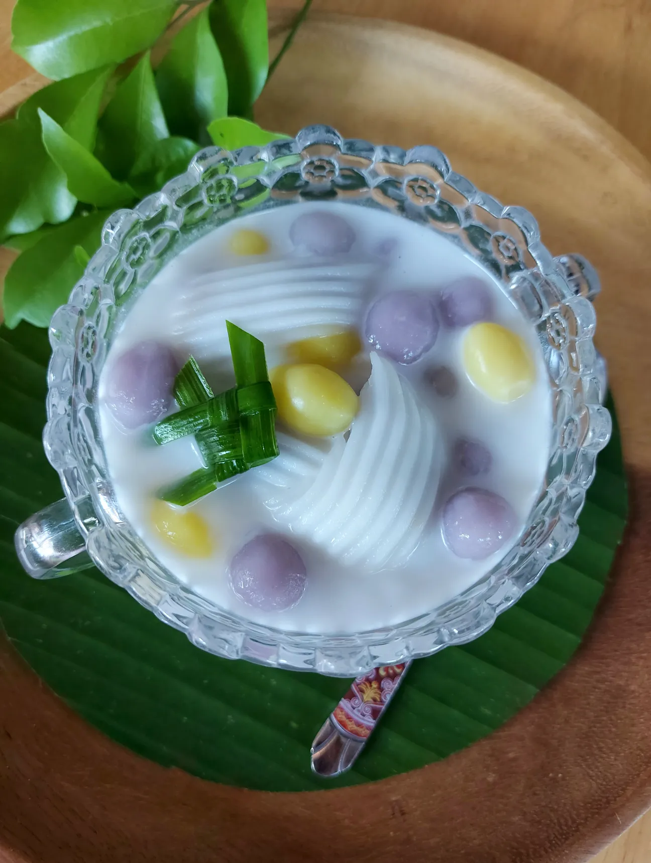 บัวลอยมะพร้าวอ่อน | แกลเลอรีที่โพสต์โดย p' nuch | Lemon8