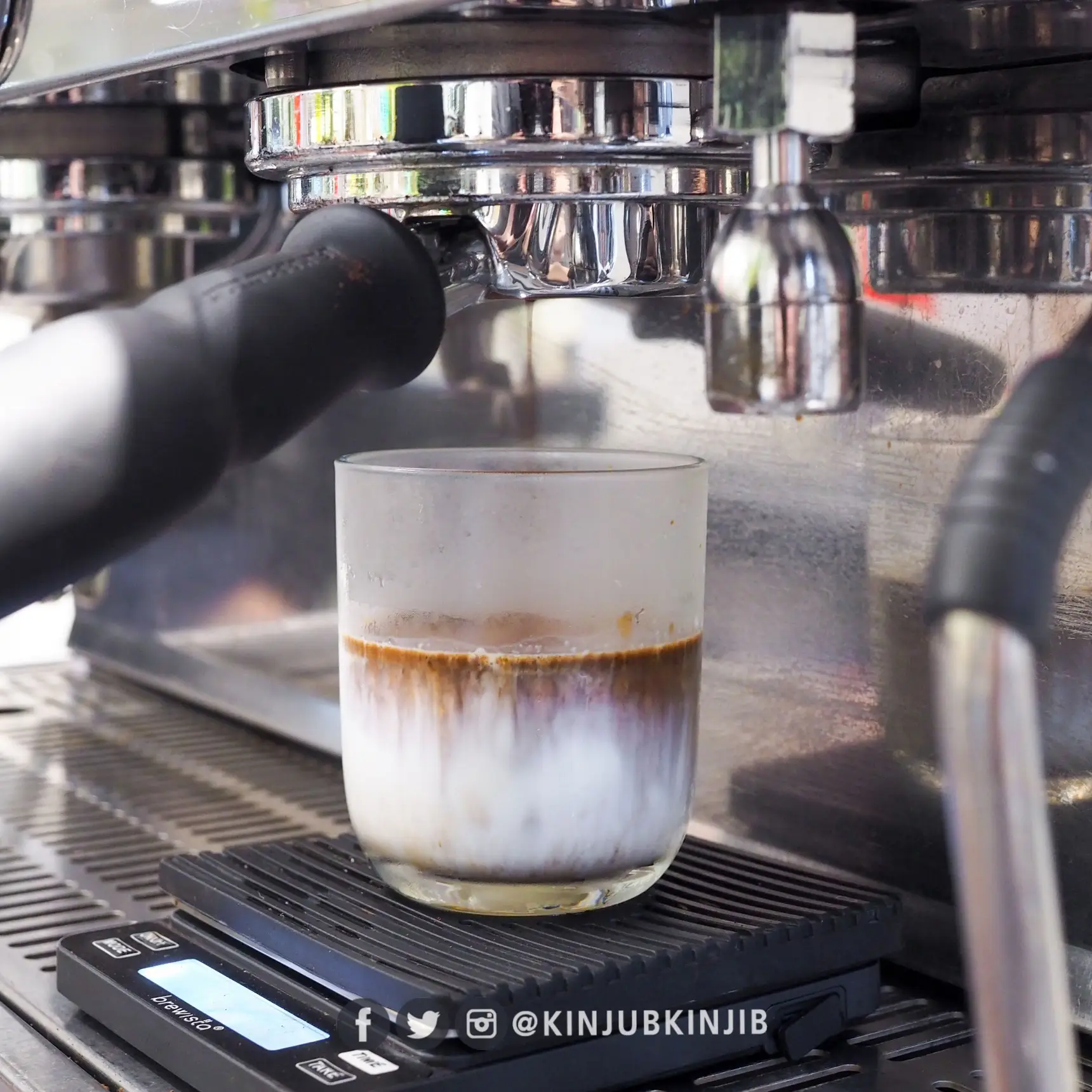 Café BAGA ออกเมนูพิเศษฉลองให้กับนิตยสาร VOUGE | แกลเลอรีที่โพสต์โดย kinjubkinjib | Lemon8