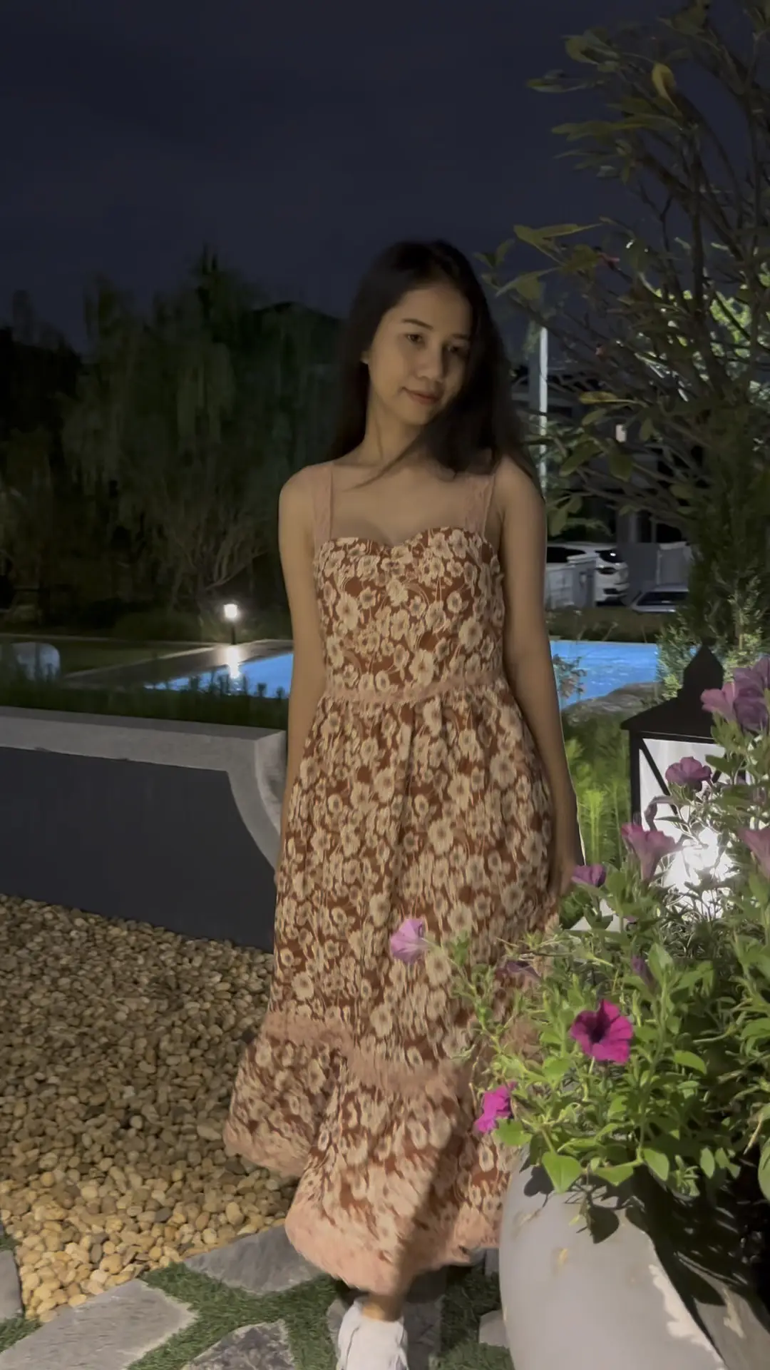 รีวิว IPHONE 14 PROMAX ถ่ายกลางคืนแสงน้อยมากก | วิดีโอที่เผยแพร่โดย pimpim | Lemon8