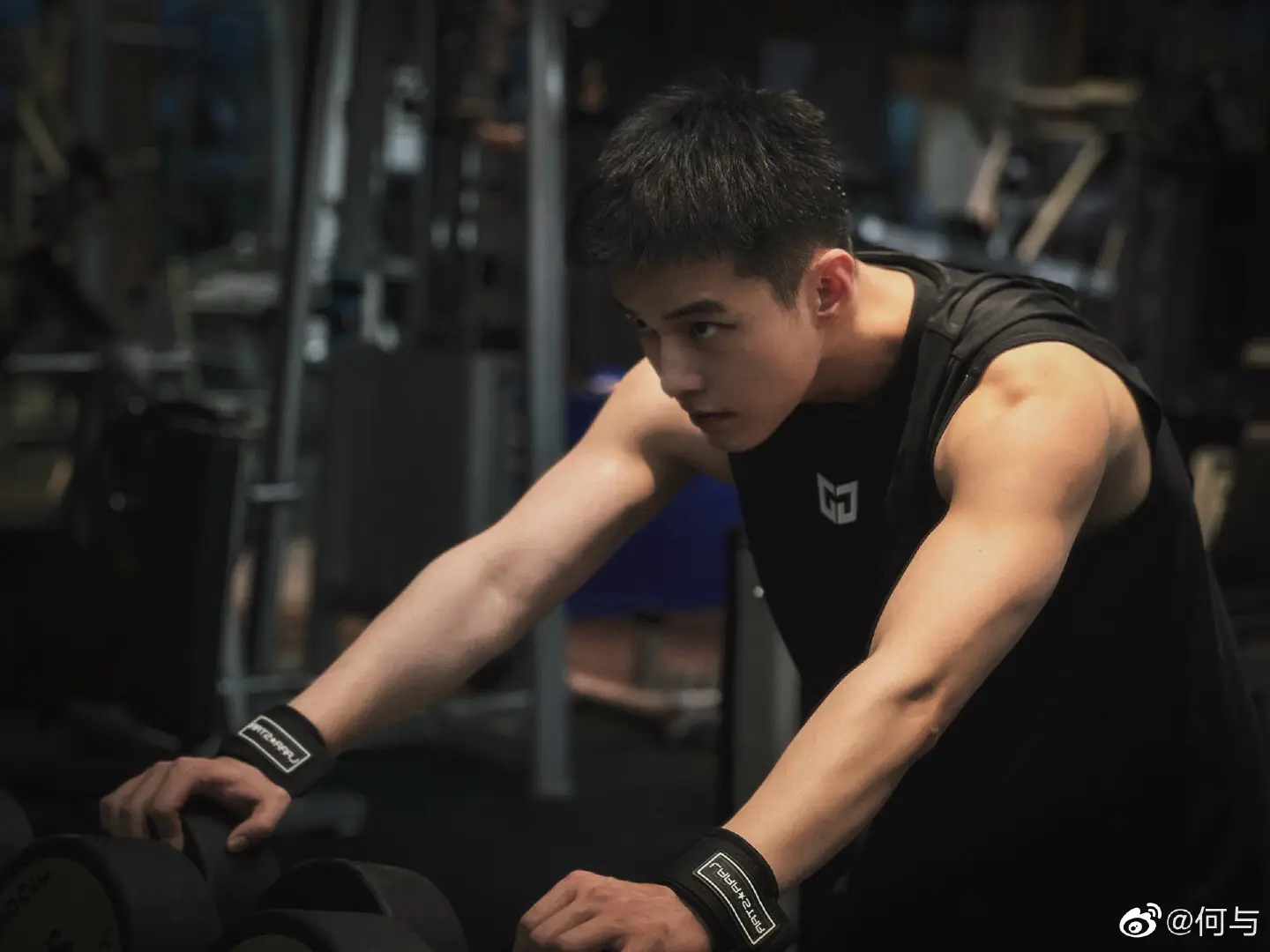 ประวัติ เหออวี่ He Yu พระเอกซีรีส์ ‘เจอกันนะเจ้าความรัก’ | แกลเลอรีที่ ...