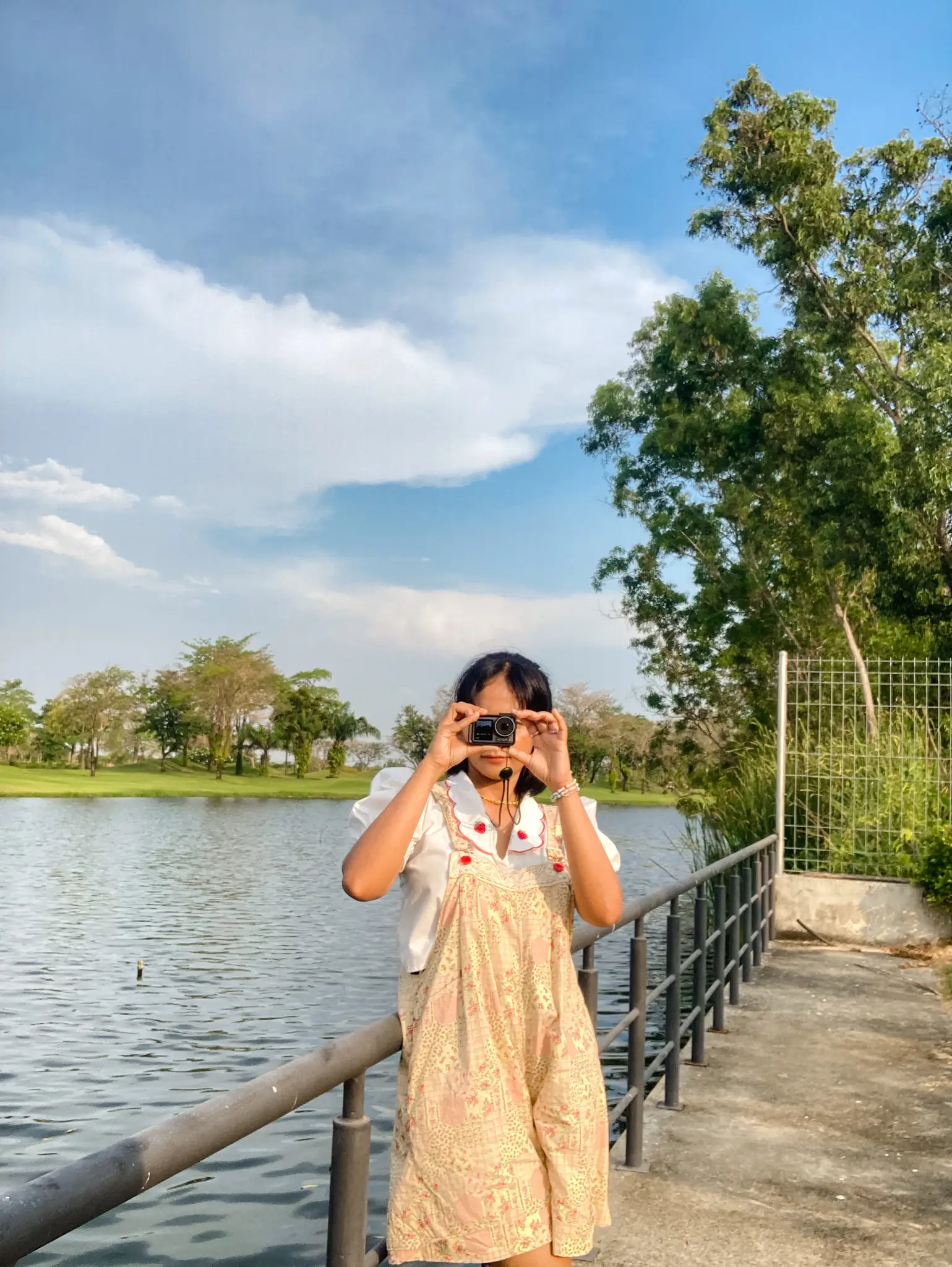 คาเฟ่ลับ (เหมือนอยู่ต่างประเทศ) ย่านลาดกระบัง | แกลเลอรีที่โพสต์โดย MAI | Lemon8