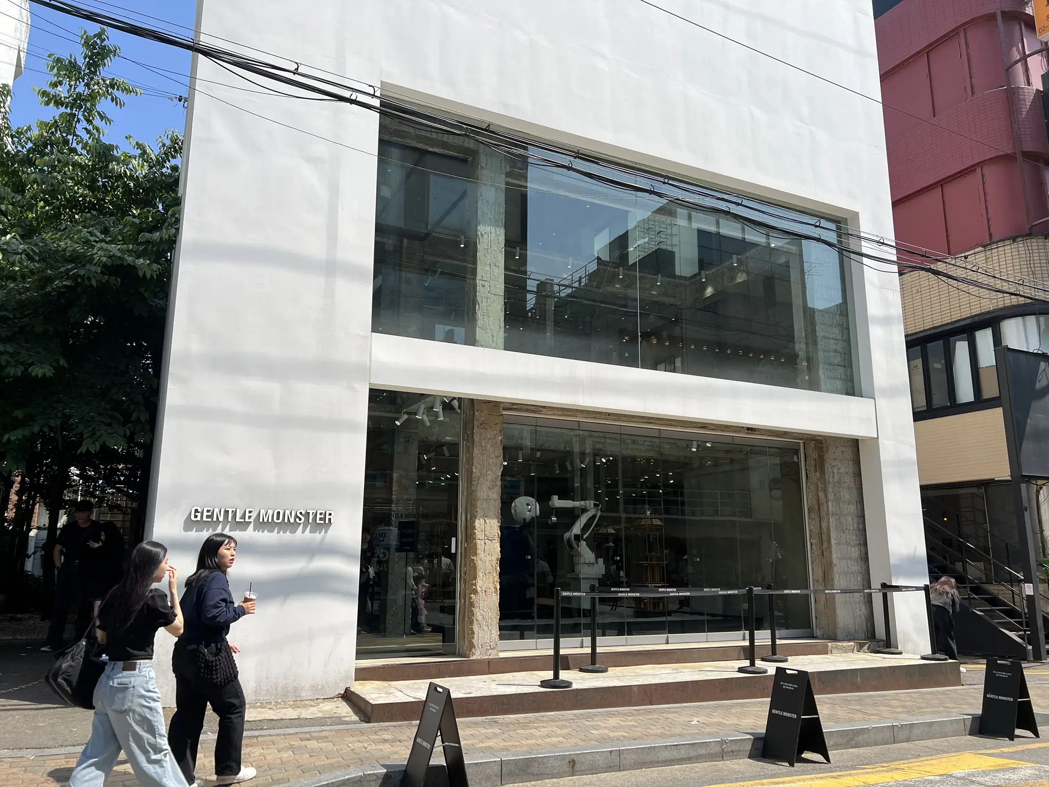 Gentle monster | แกลเลอรีที่โพสต์โดย PUMPUII 78 | Lemon8