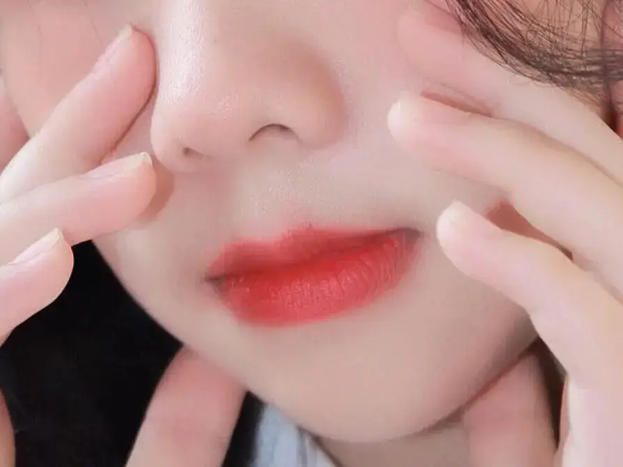 💄Review Bewild petite stick | แกลเลอรีที่โพสต์โดย Chk_aon | Lemon8