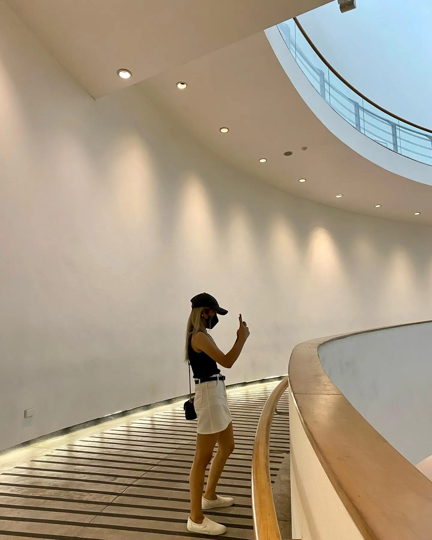 ไปเสพงานศิลป์กั๊น! @BACC | แกลเลอรีที่โพสต์โดย yuiteema | Lemon8