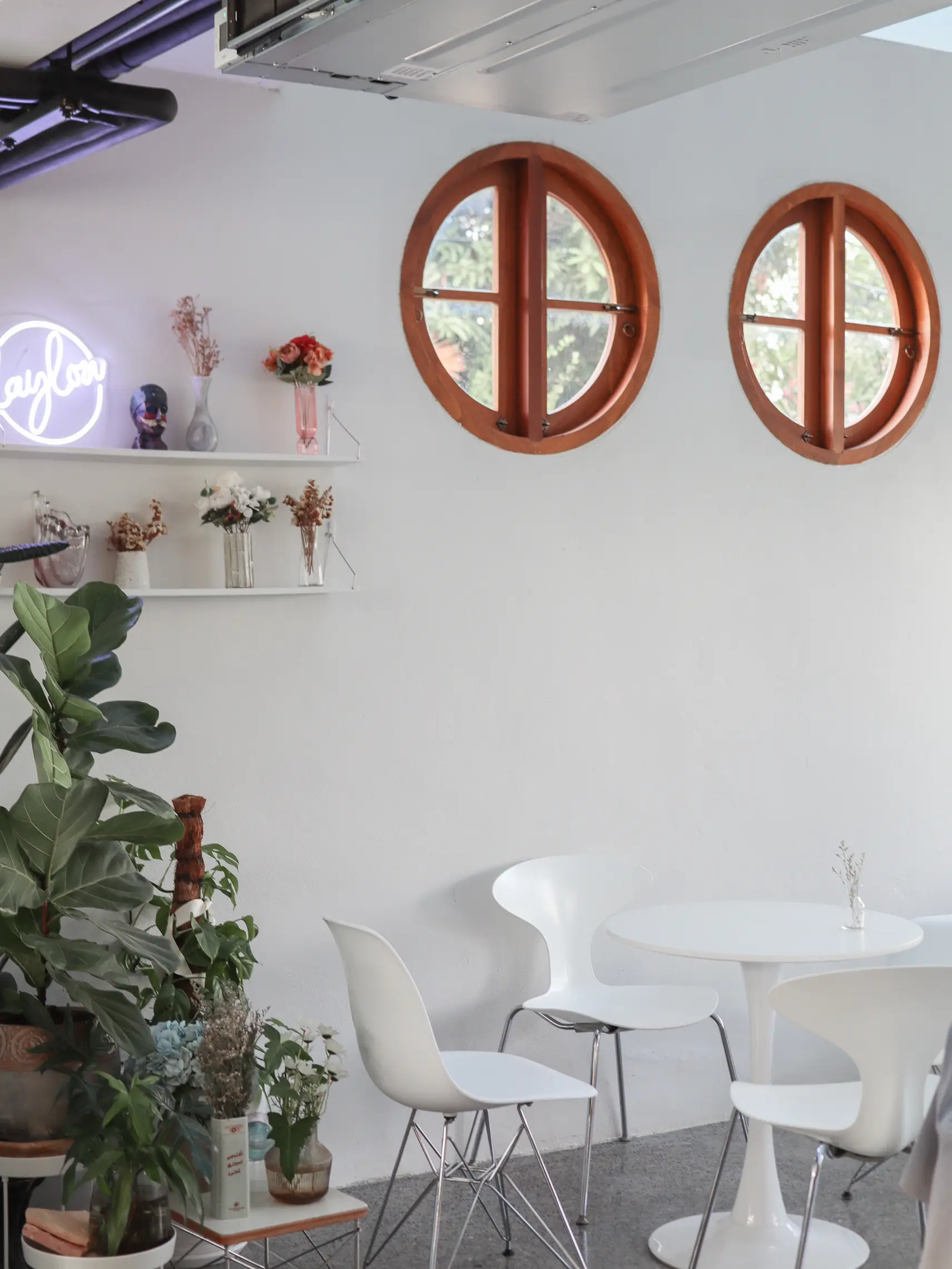 🍨Lay Low •ไอศกรีมโฮมเมดสุดน่ารัก ย่านประชาชื่น | แกลเลอรีที่โพสต์โดย May’s Journey | Lemon8