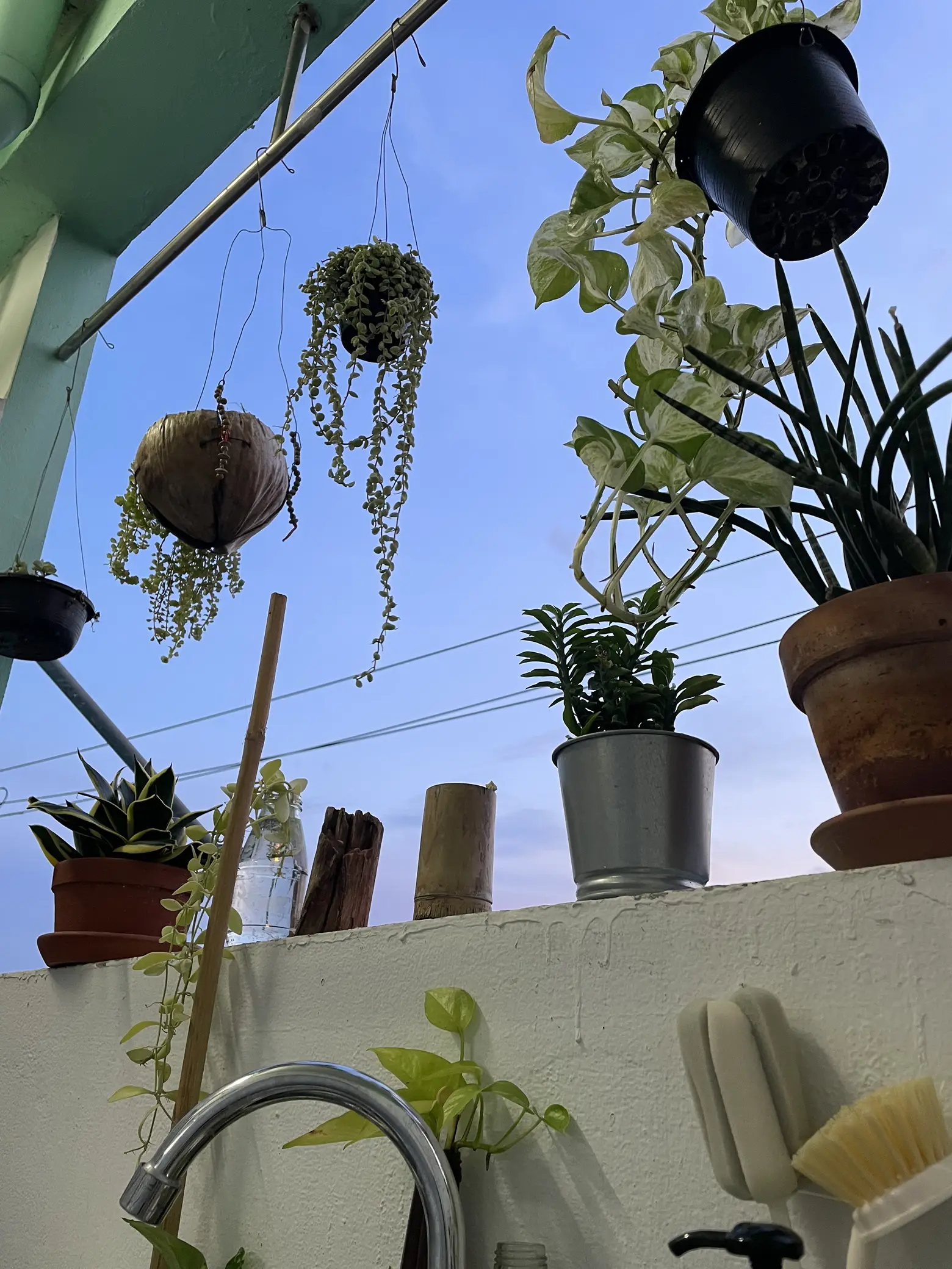 🌱ไอเดียจัดมุมระเบียงขนาดเล็ก | Small balcony decor | แกลเลอรีที่โพสต์ ...