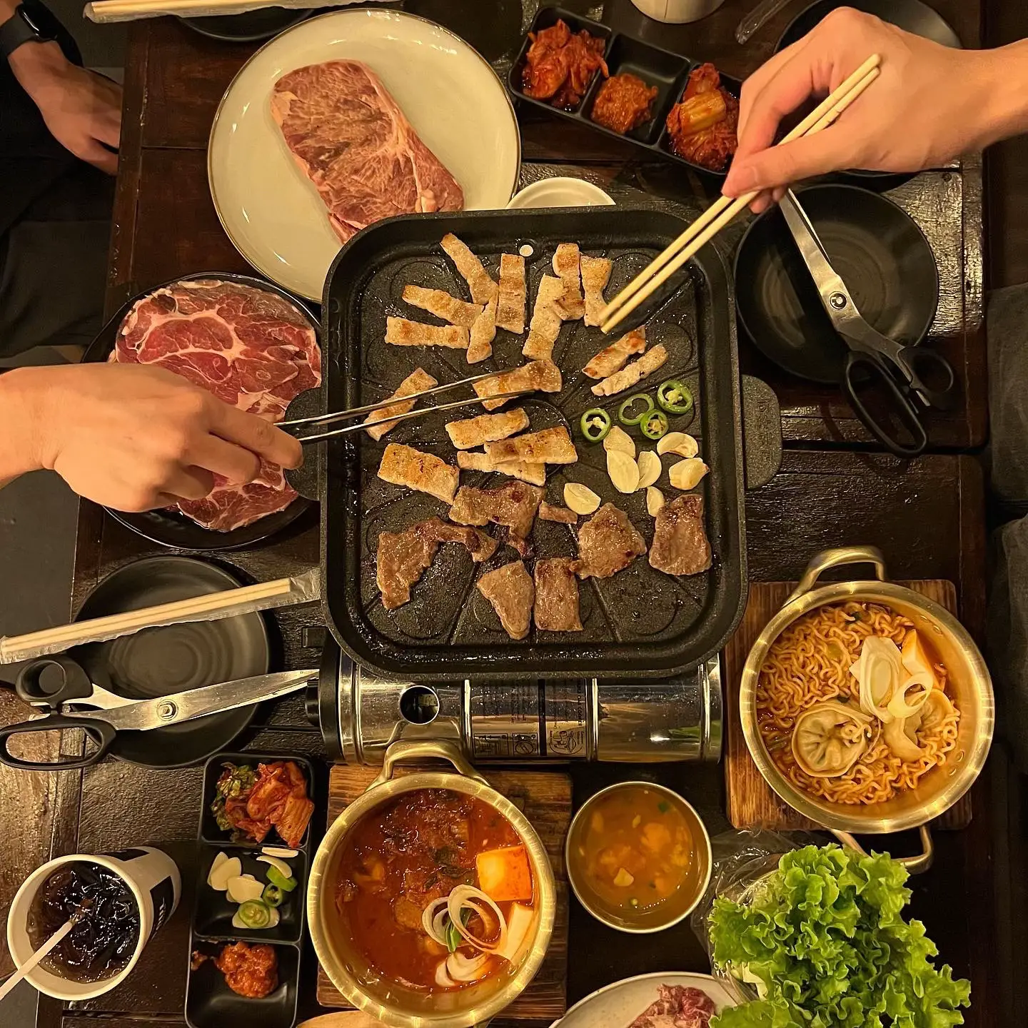 Rooftop Korean BBQ Bar (ดาดฟ้า) 🥂 | แกลเลอรีที่โพสต์โดย ___nnarit | Lemon8