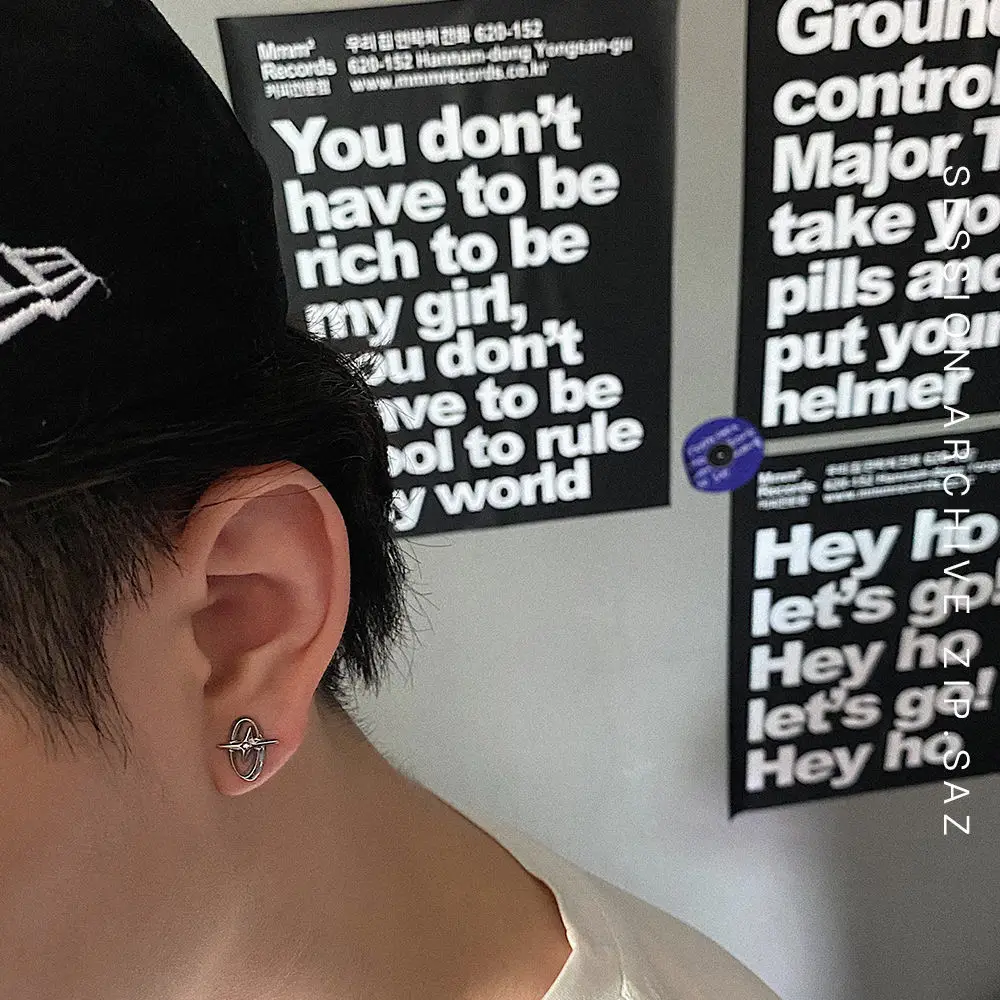 ต่างหูผู้ชาย สาย street | แกลเลอรีที่โพสต์โดย J | Lemon8