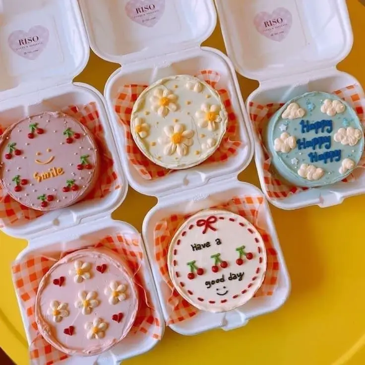 ไอเดีย Mini Lunch box Cake #ไอเดียเค้กกล่อง #ไอเดียเค้ก | แกลเลอรีที่ ...