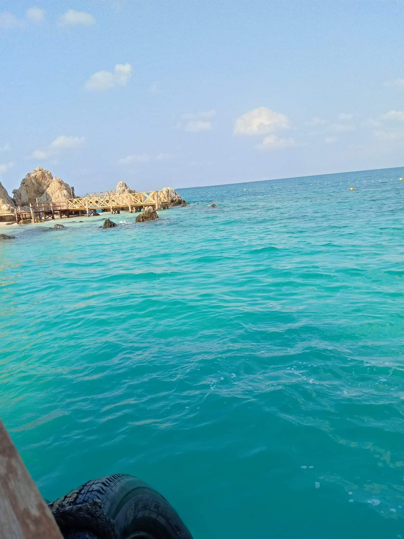 ทริป เกาะขาม (ท่าเรือเขาหมาจอ) | แกลเลอรีที่โพสต์โดย Anchi | Lemon8