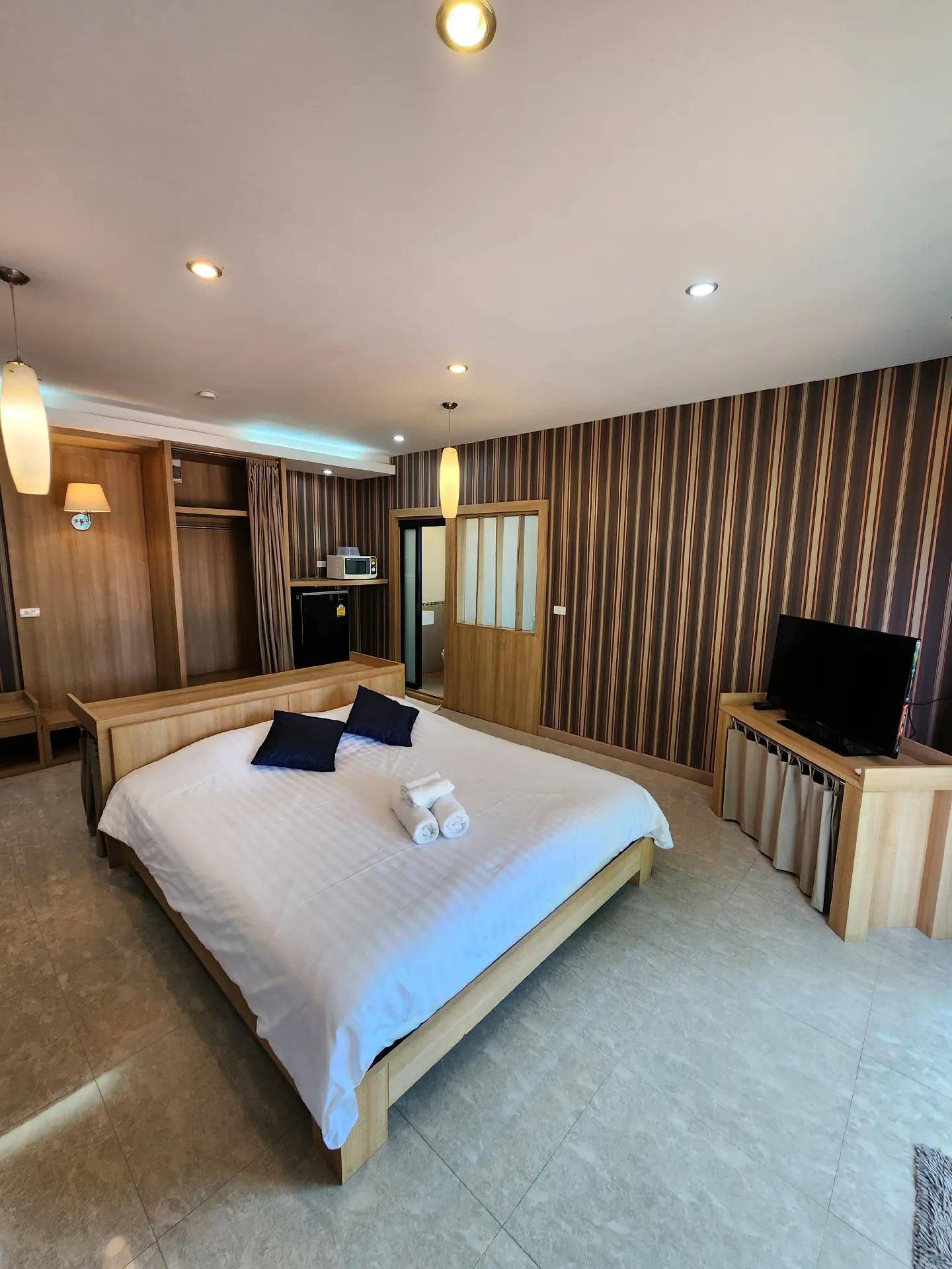 ที่พักใกล้กรุงเทพ พูลวิลล่า มาเป็นกลุ่ม คุ้มสุดๆ | แกลเลอรีที่โพสต์โดย Pornmanee June | Lemon8