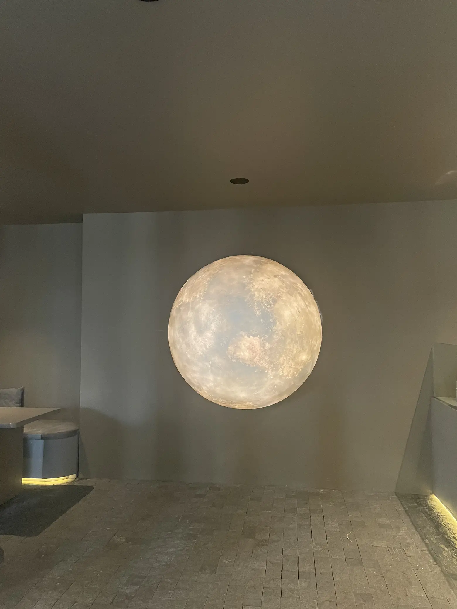 คาเฟ่เชียงใหม่ พาไปถ่ายรูปเล่นที่ ดาว Pluto🪐 | แกลเลอรีที่โพสต์โดย 🦖yingg | Lemon8