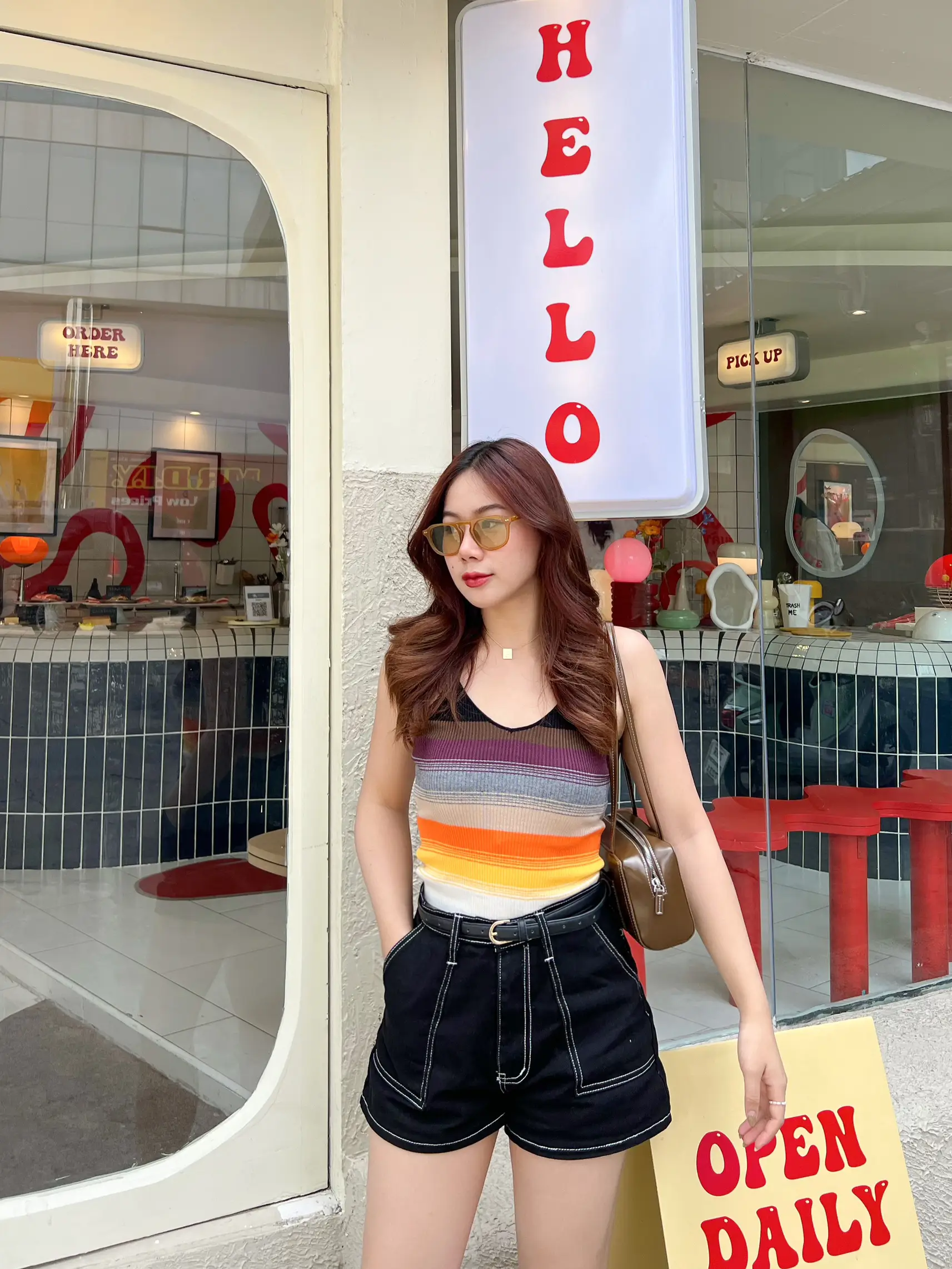 แจกพิกัดแว่นตาที่ใส่บ่อยที่สุด 👀 | แกลเลอรีที่โพสต์โดย Ppairr.ss | Lemon8